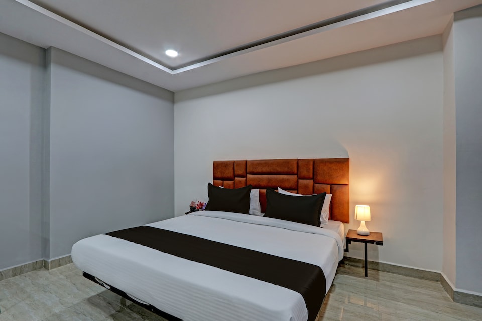 Collection O Lavish Tranquil, Collection O Hyderabad, Book @ ₹1170 - OYO