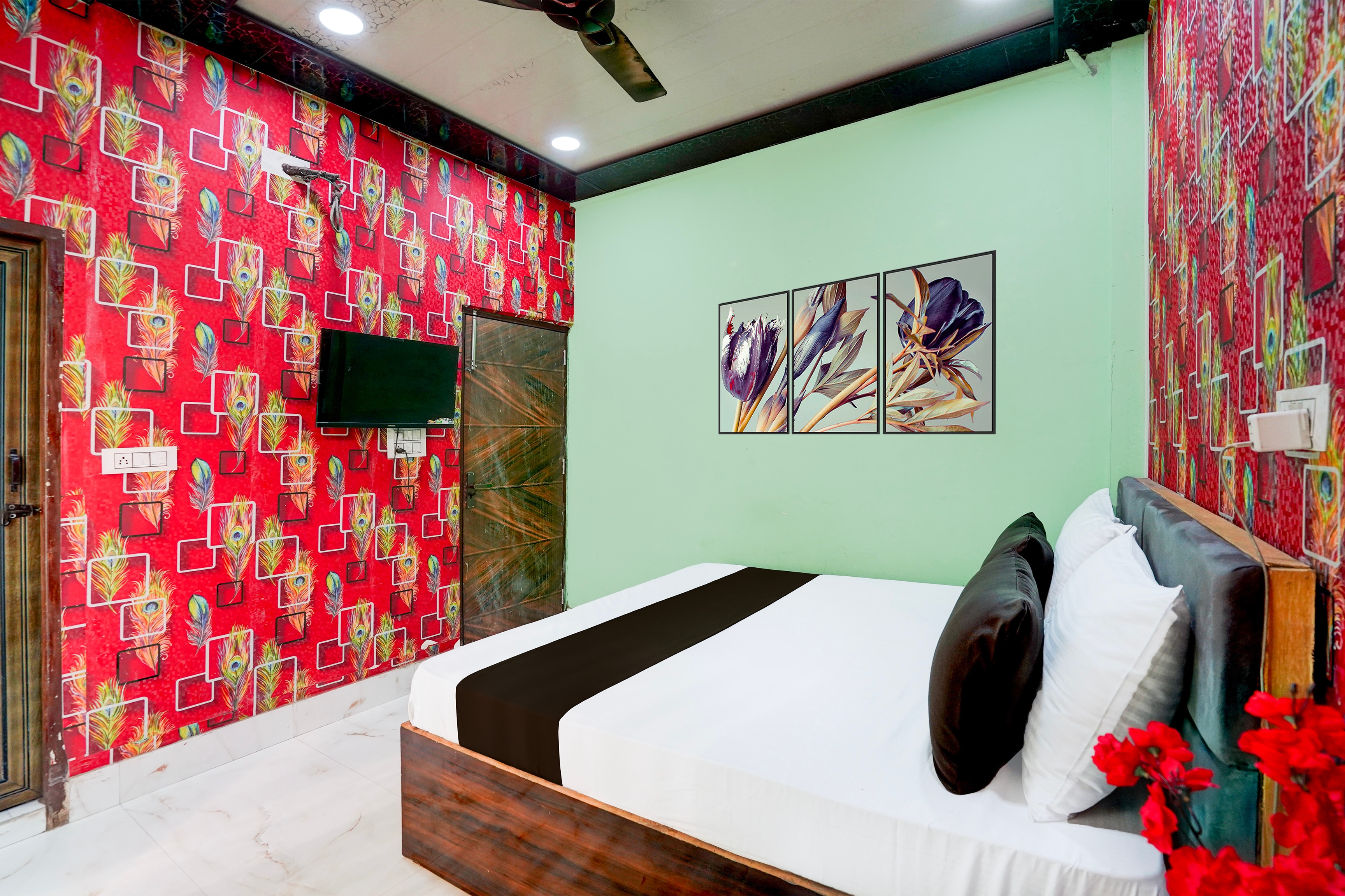 Hotel O Gala, Flagship Ghaziabad, Book @ ₹794 - OYO