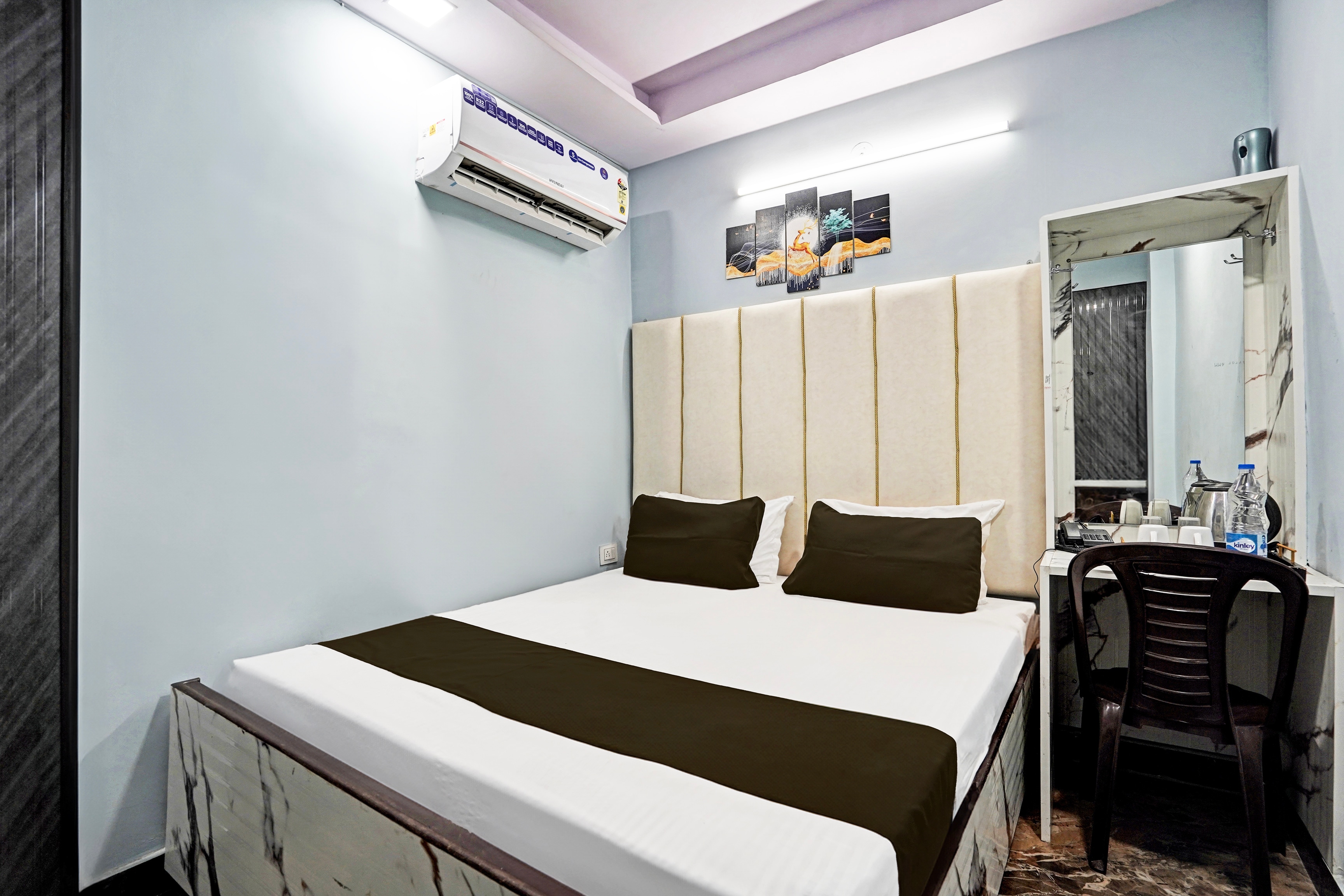 Hotel O Star, Flagship Delhi, Book @ ₹904 - OYO