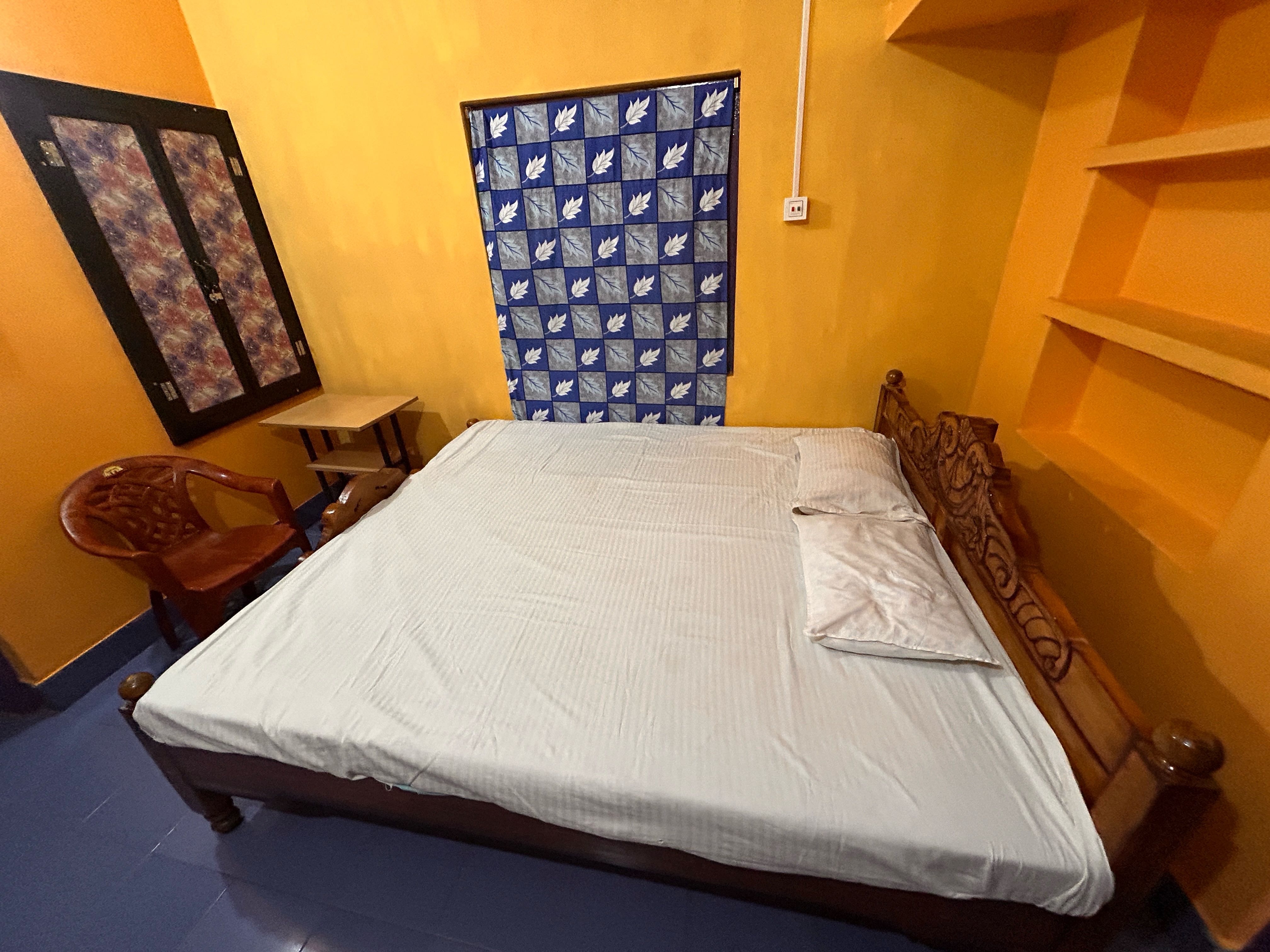 Hotel O Home Sandhya Homestay, Home Puri, Book @ ₹926 - OYO