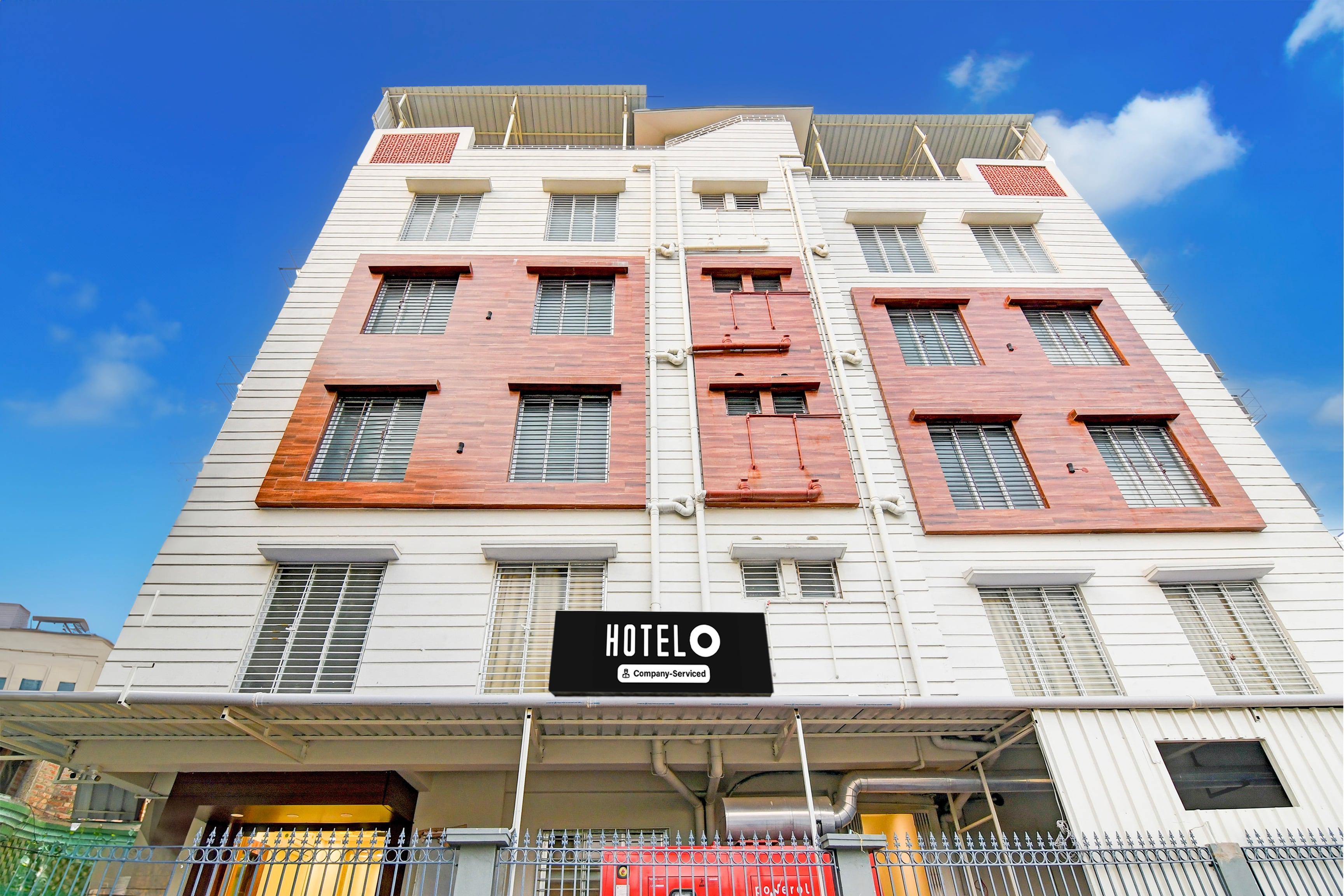 Super Hotel O Kaikhali Near Airport, Collection O Kolkata, Book @ ₹1502 ...