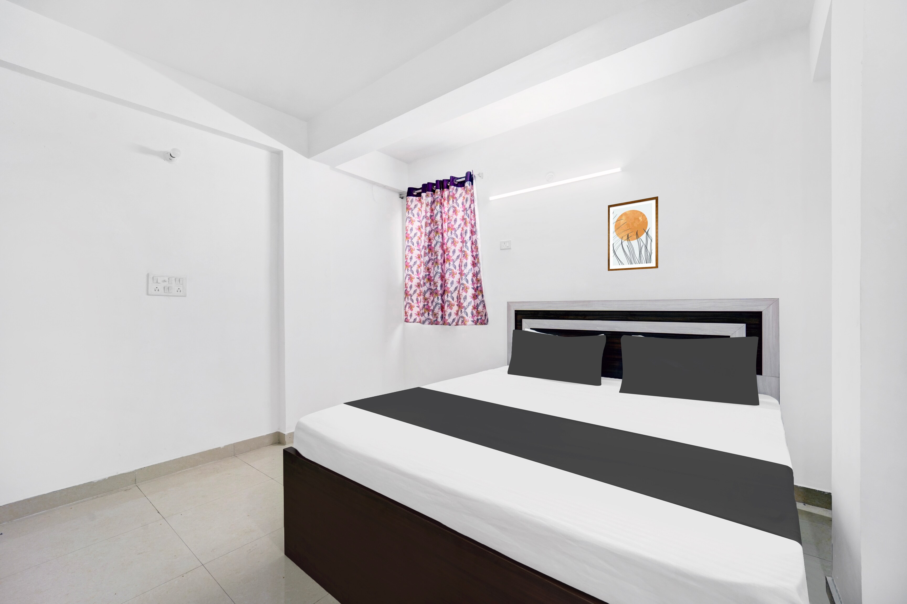 Hotel O Rudra, Flagship Patna, Book @ ₹719 - OYO