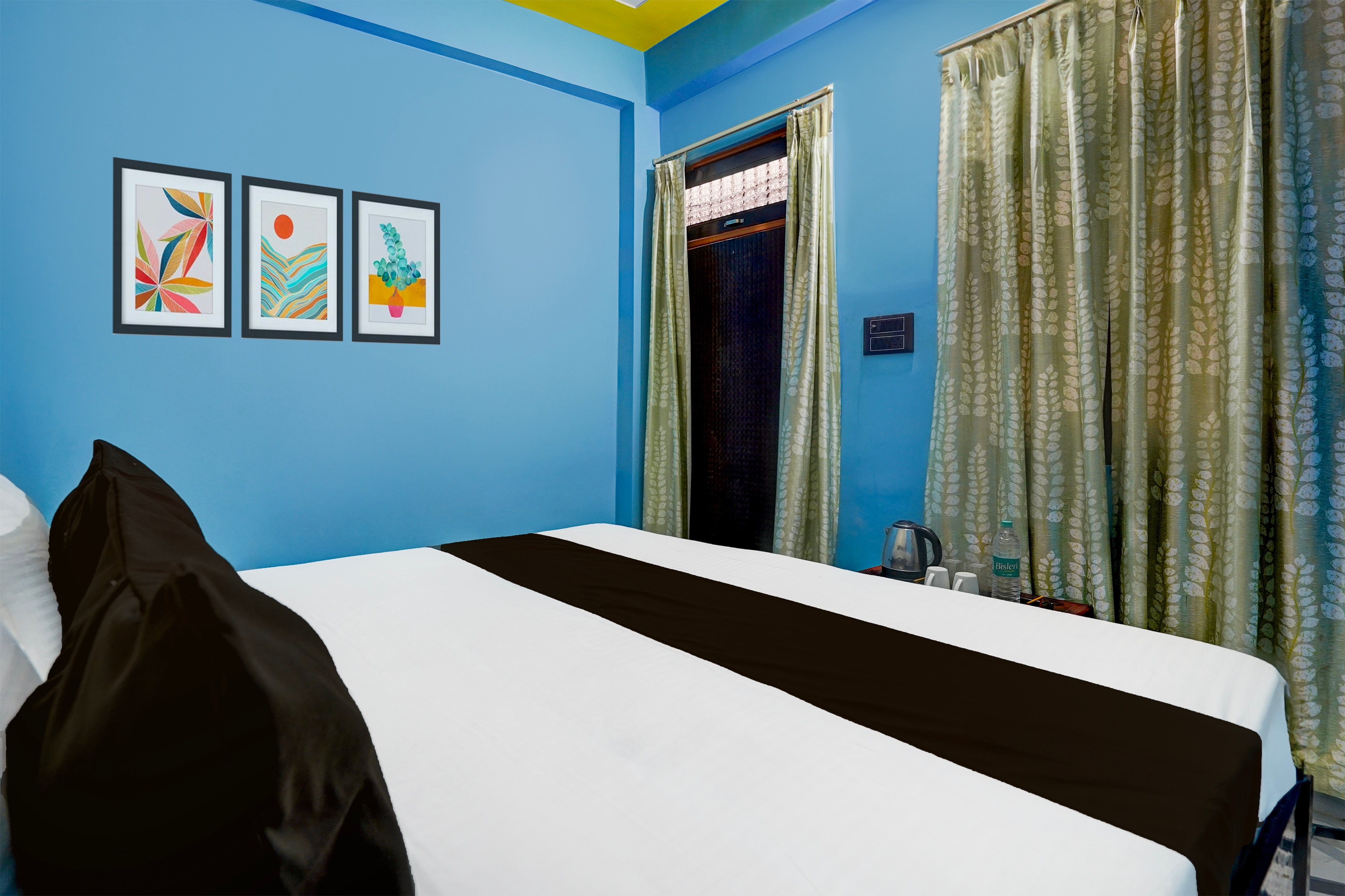 Hotel O J.k Hotel and resturant, Flagship Prayagraj, Book @ ₹1686 - OYO