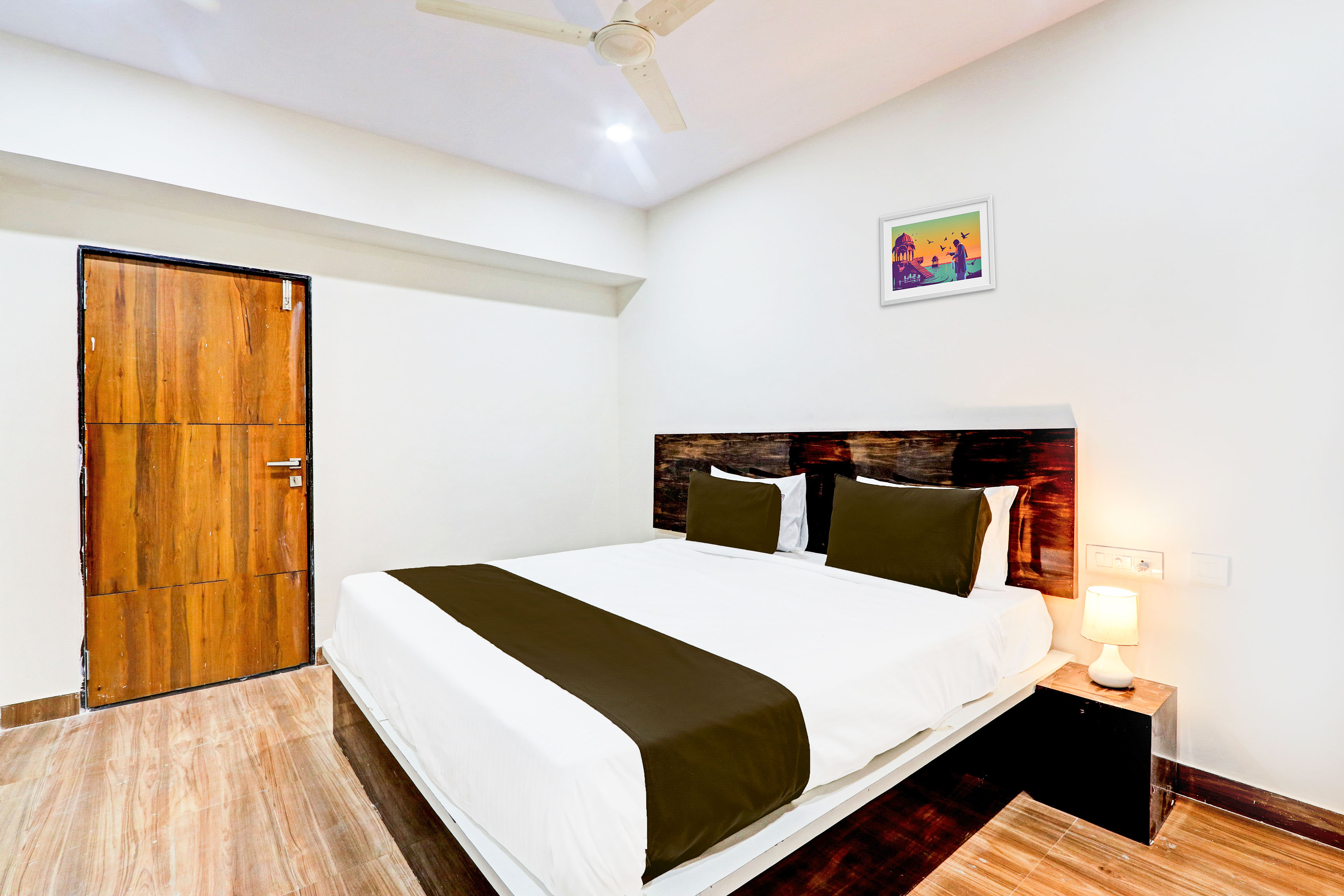 Hotel O RB @ KOMPALLY, Flagship Hyderabad, Book @ ₹903 - OYO
