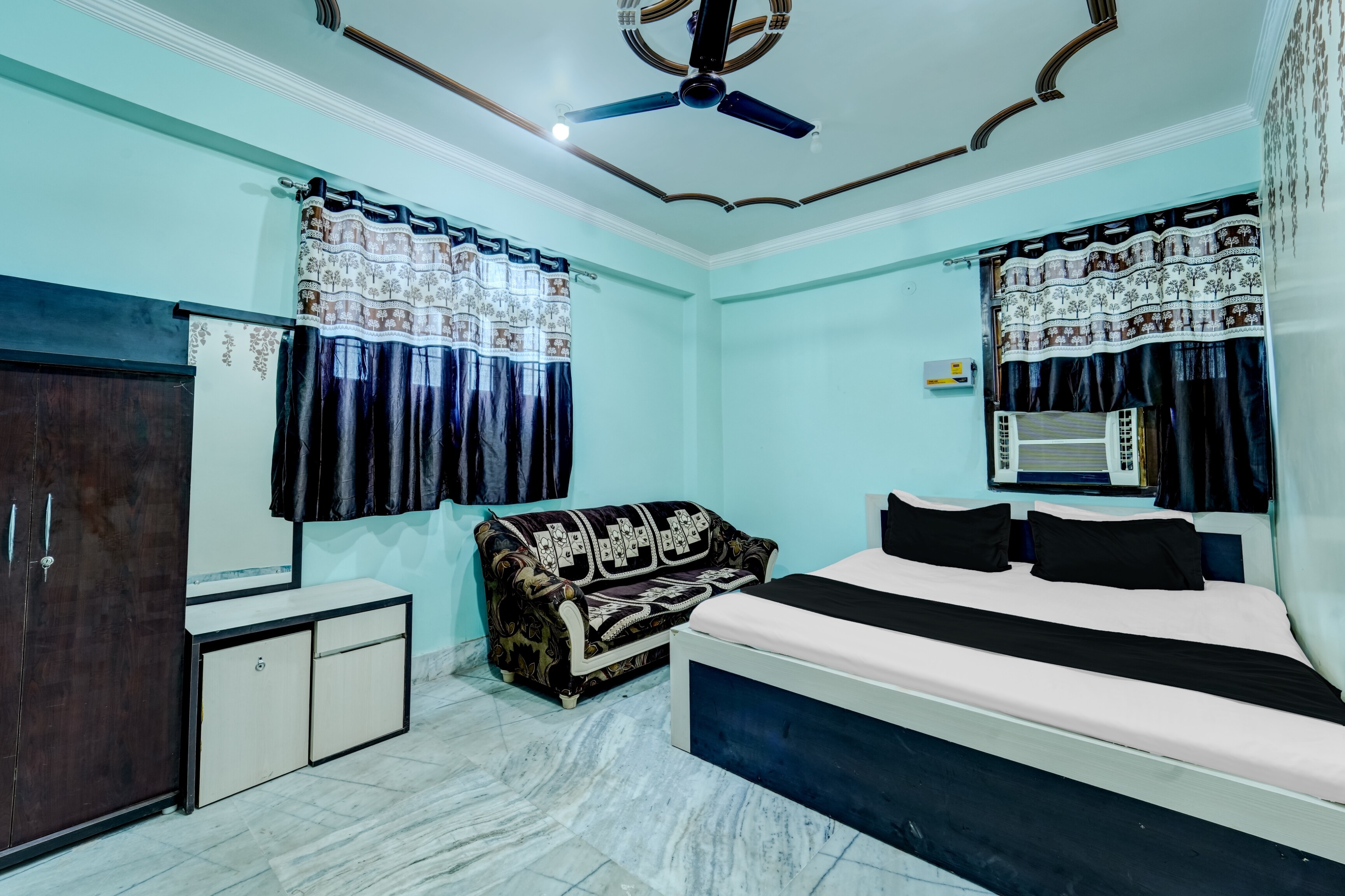 OYO 2 Brothers Inn Hotel Restaurant & Banquet Hall, Flagship Patna ...