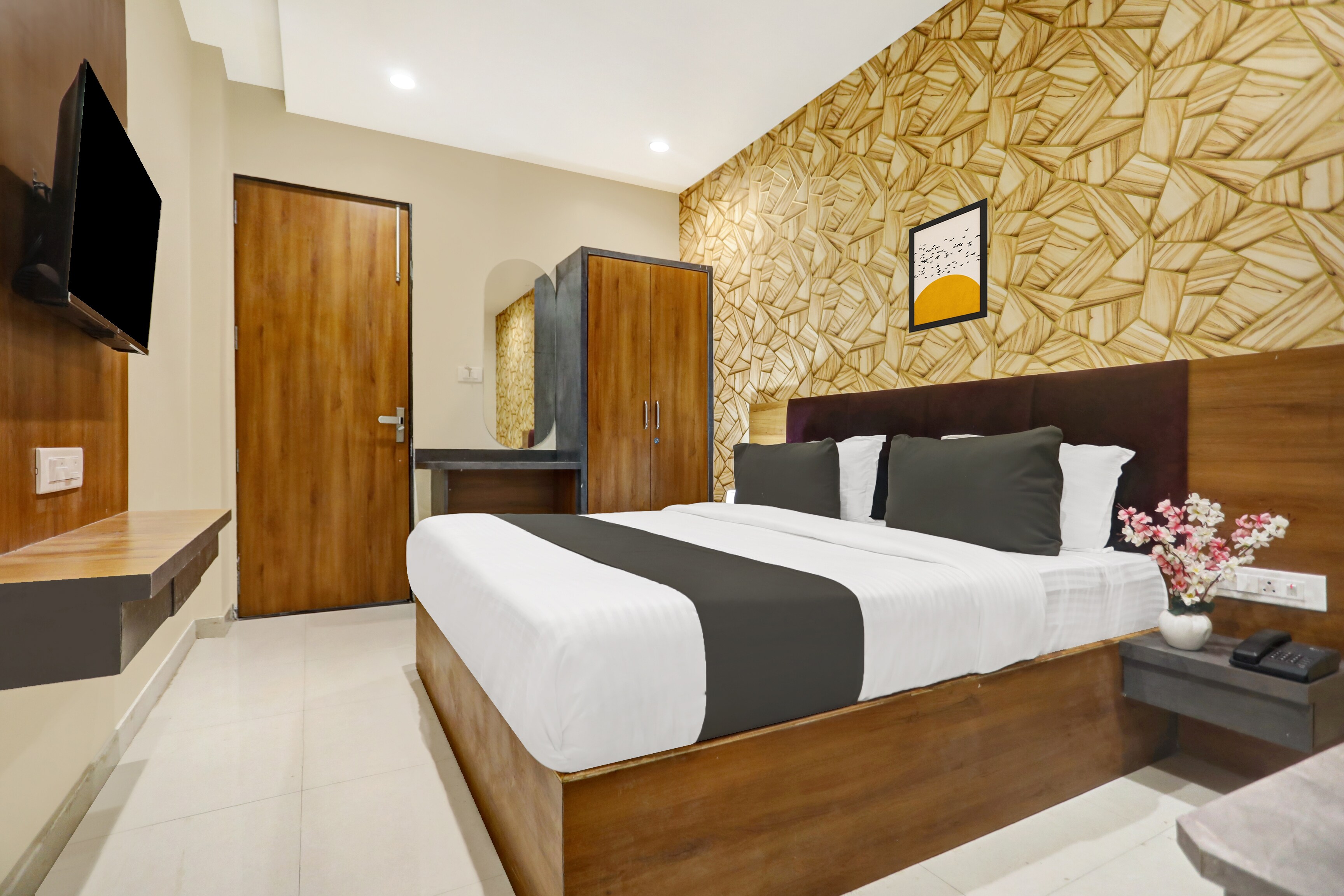 Hotel O KB Inn, Flagship Ajmer, Book @ ₹1097 - OYO