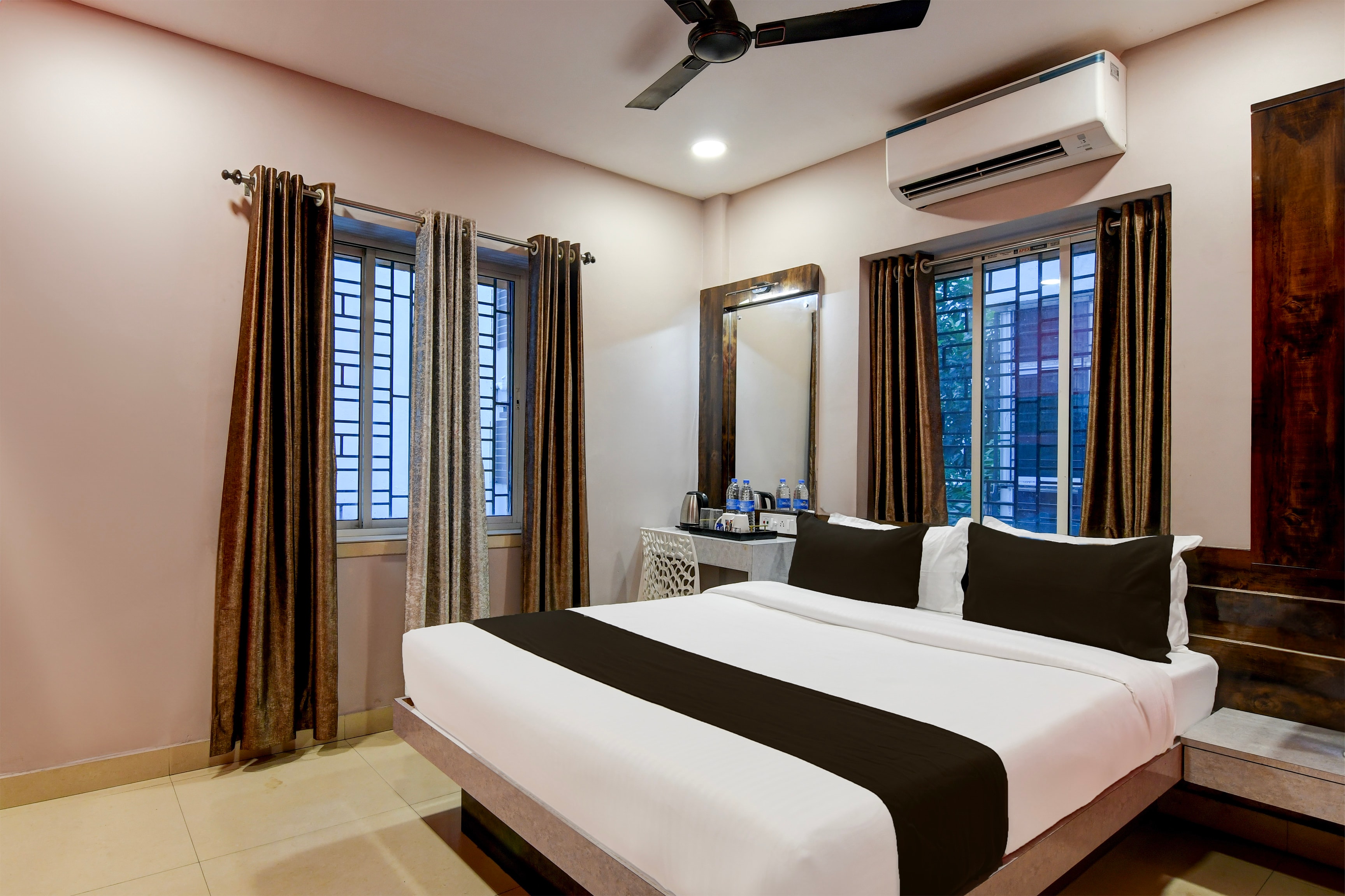 Hotels in Kolkata Starting at ₹567 by OYO with Premium Facilities