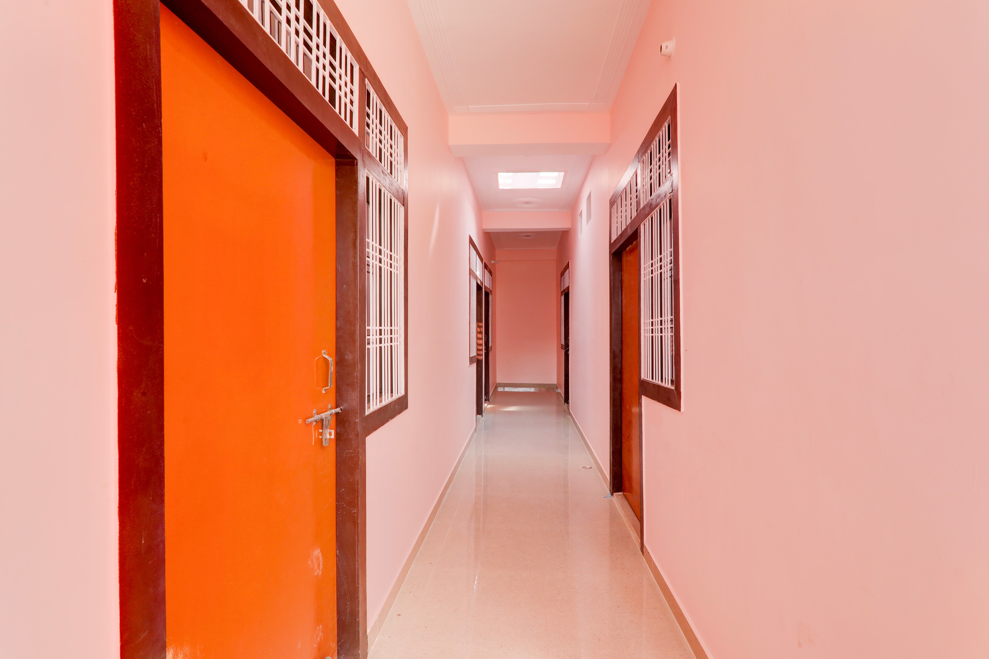 SPOT ON A K Galaxy Hotel, SPOT ON Lucknow, Book @ ₹738 - OYO