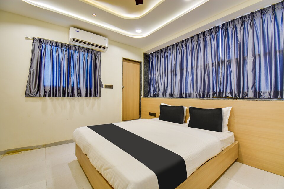 Hotel O S Boss, Flagship Aurangabad, Book @ ₹793 - OYO