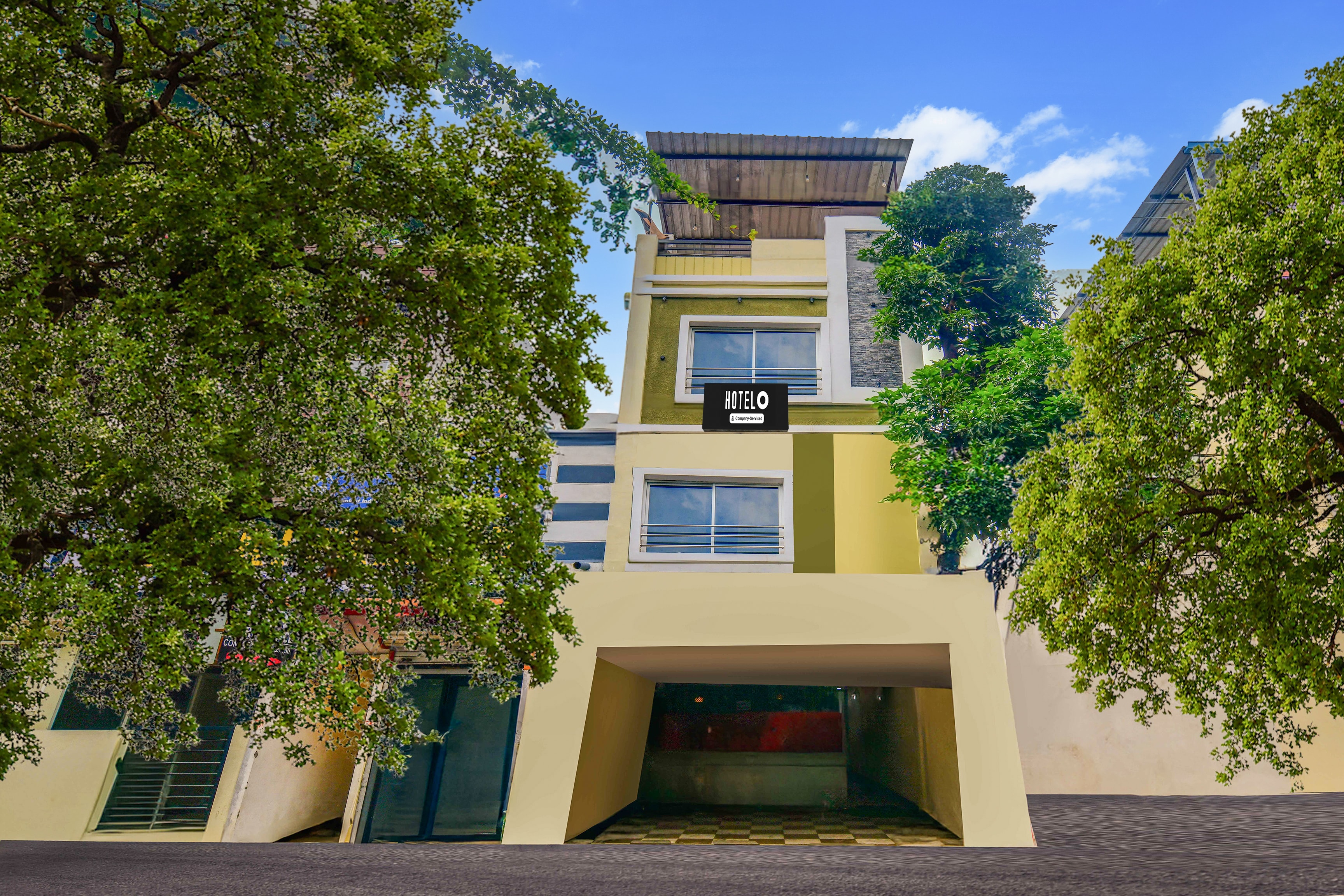 Hotel O Ujjain Near Hari Fatak | Official Website