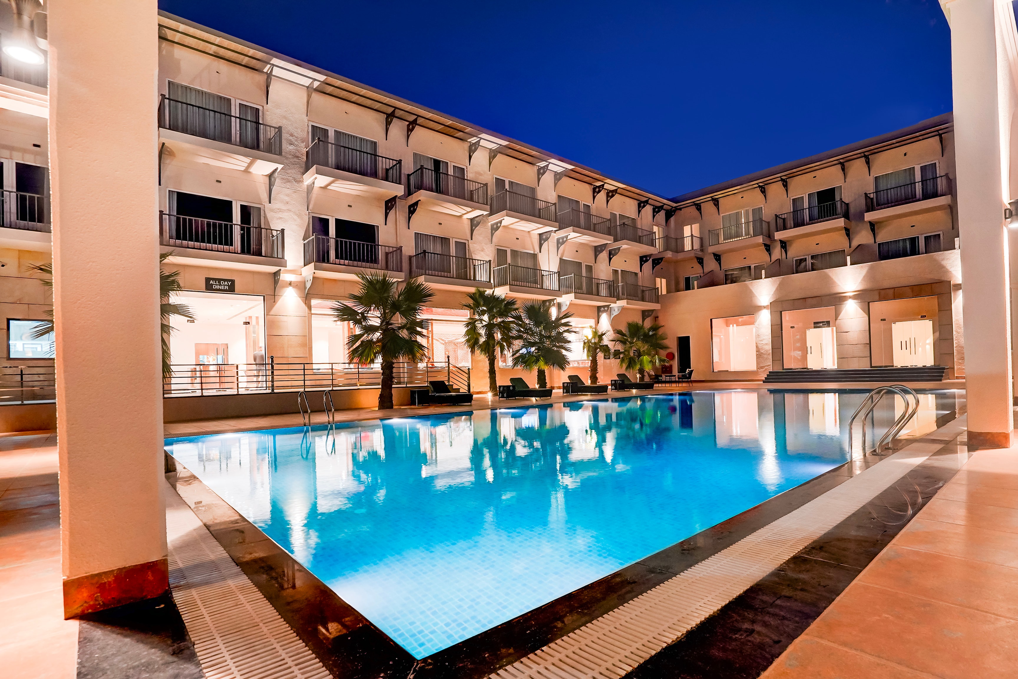 Sunday Hotels and Resort Gurgaon, Mountania Gurgaon, Book @ ₹5326 - OYO