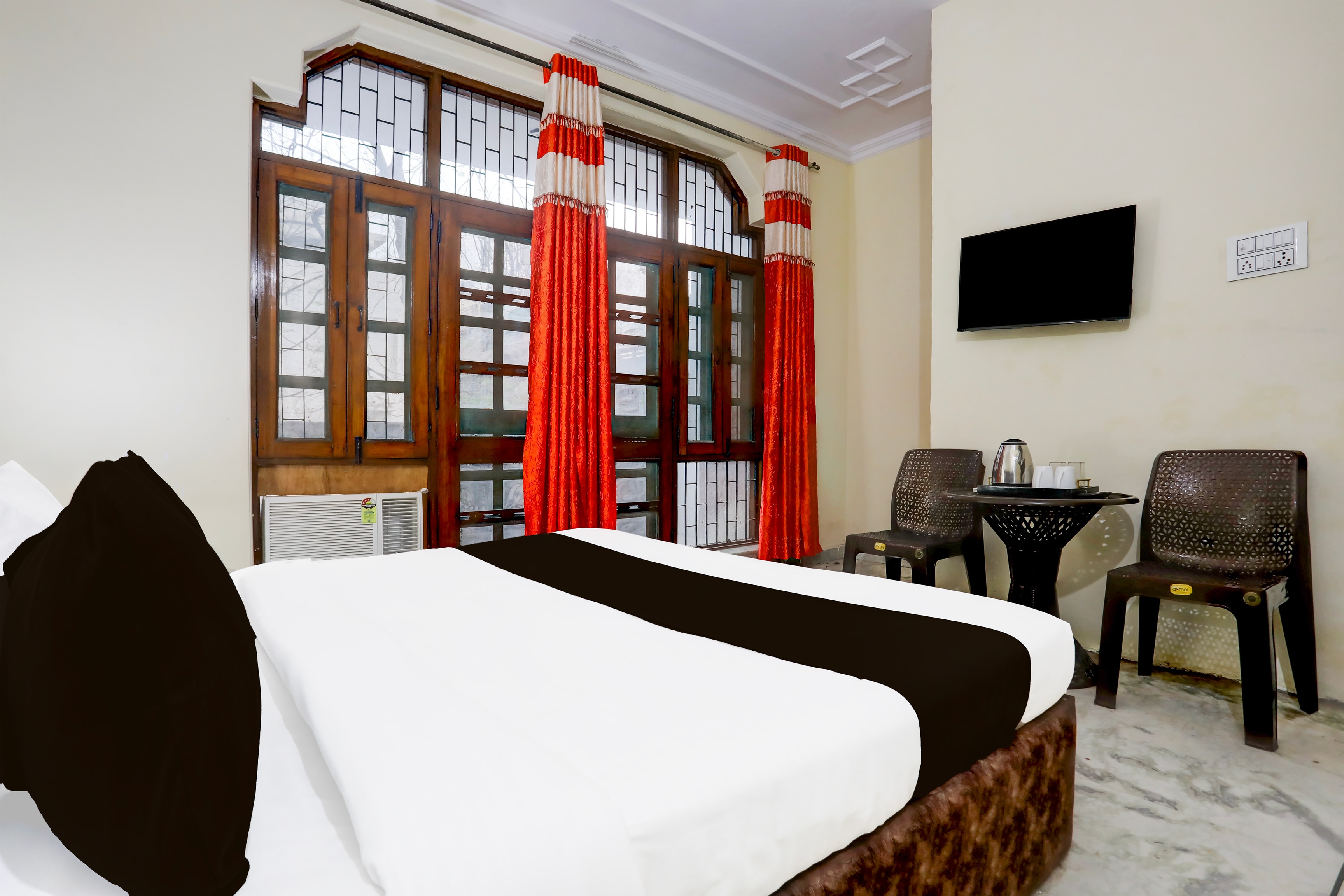 Hotel O JPS DC RESIDENCY, Flagship Delhi, Book @ ₹971 - OYO