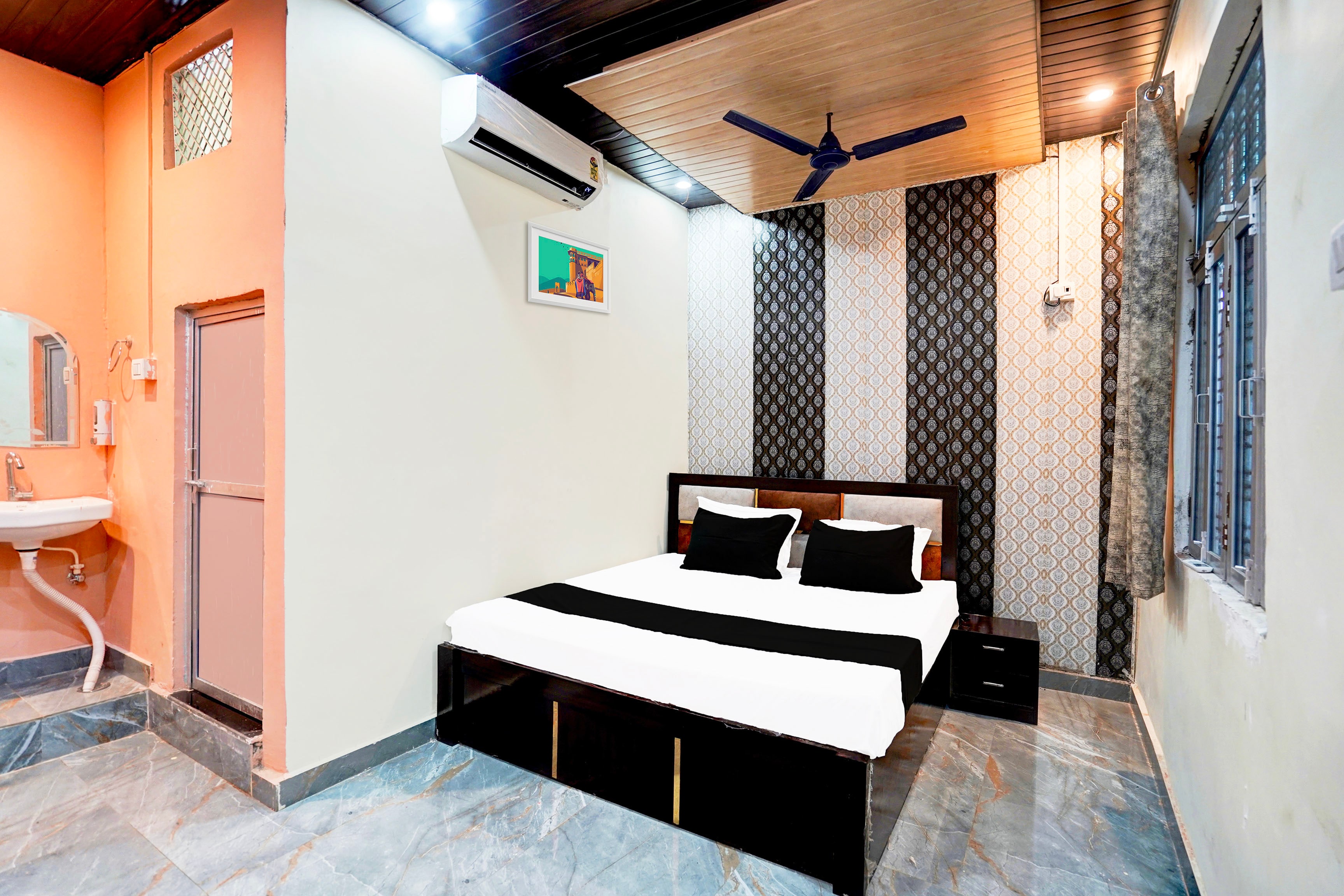 Hotel O SIKANDRA INN, Flagship Kanpur, Book @ ₹886 - OYO