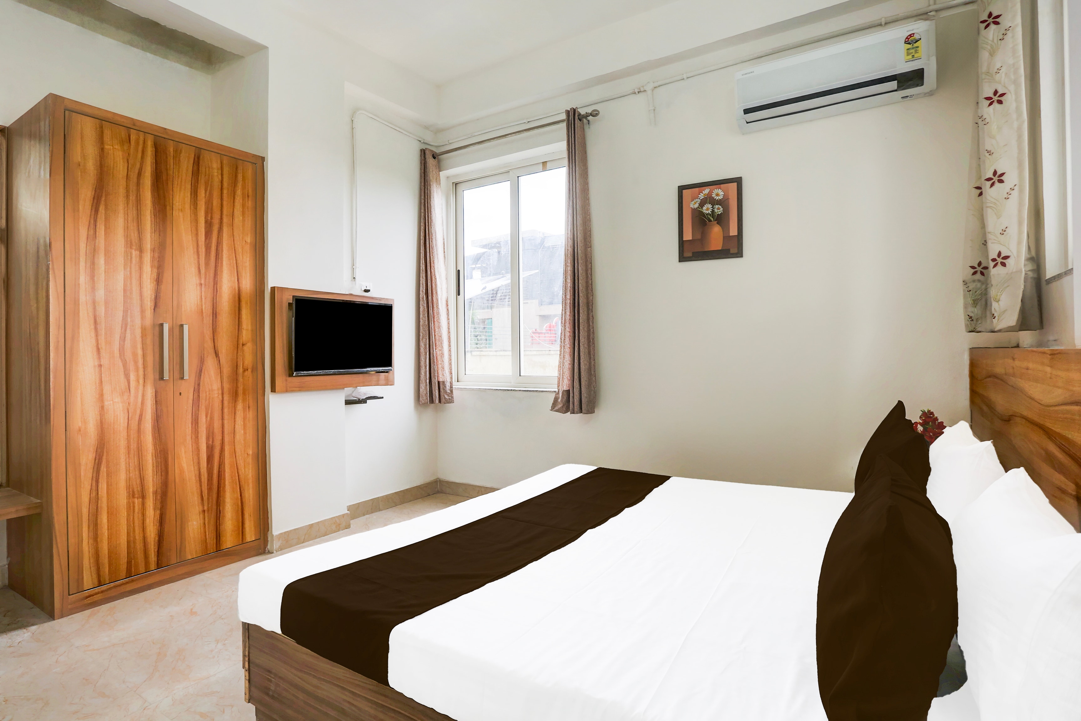 Flagship Hotels in Alwar Bus Stand, Alwar Starting @ ₹420 - Upto 76% ...