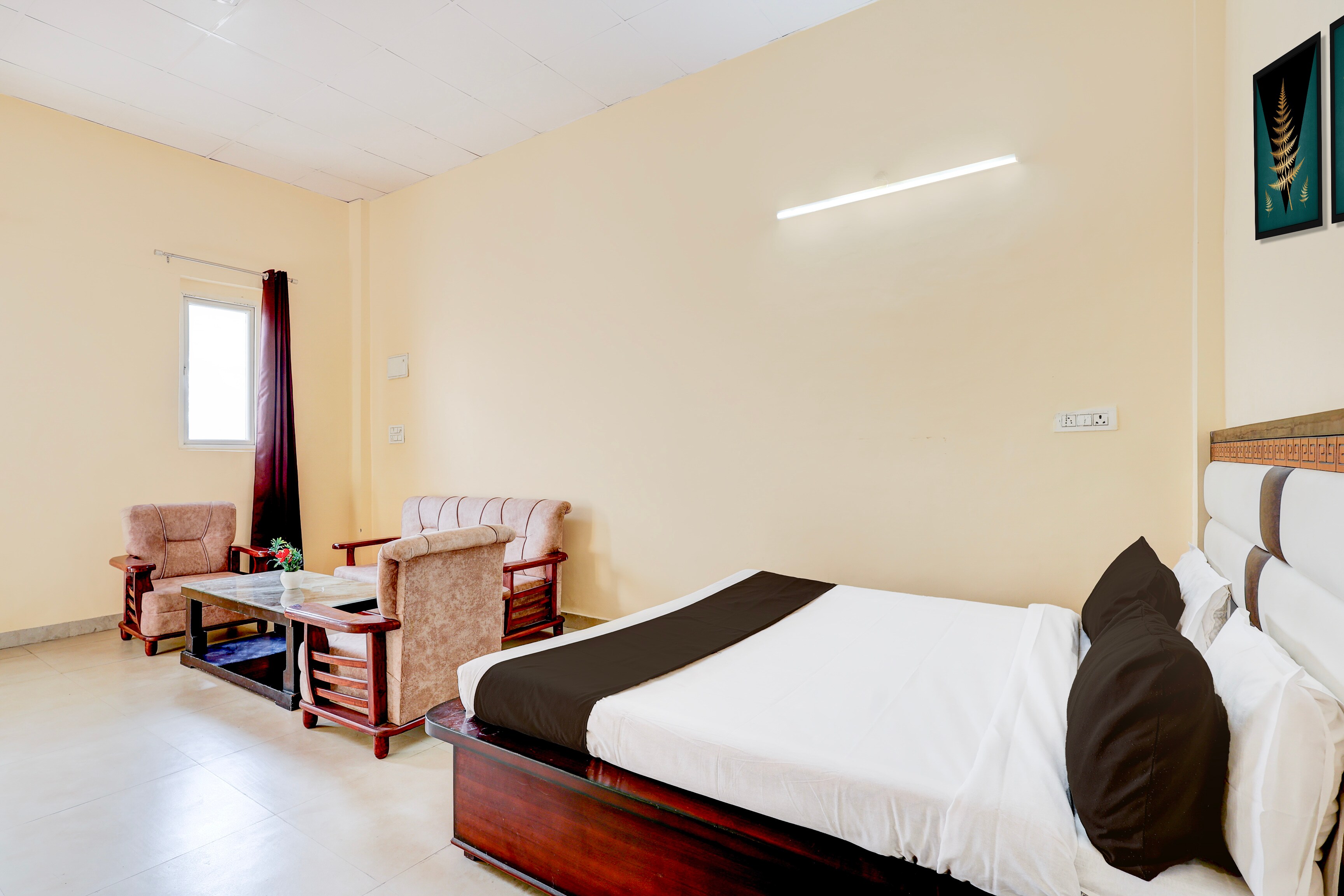 Hotel O Highway Haveli , Flagship Rohtak, Book @ ₹927 - OYO