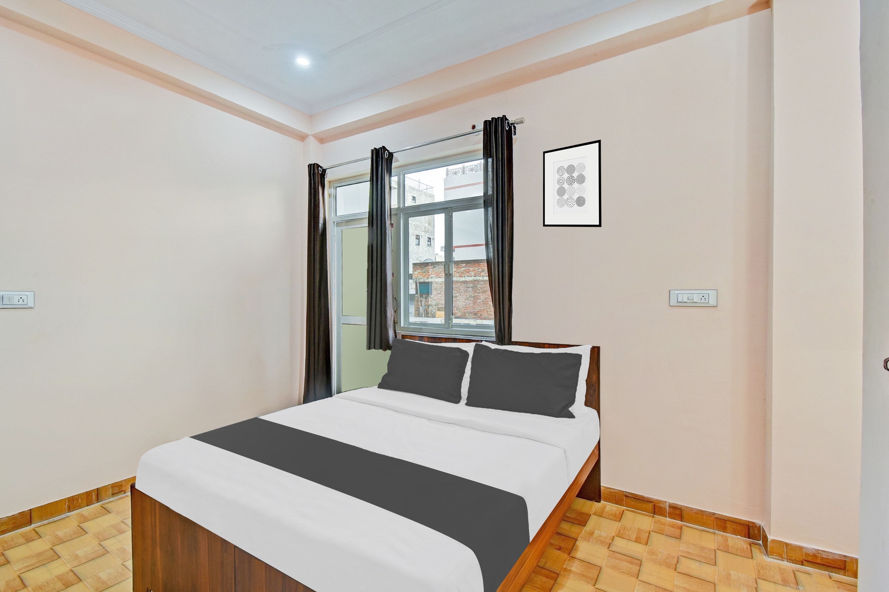 Hotel O HRD Guest House & Homestay, Flagship Jaipur, Book @ ₹2381 - OYO