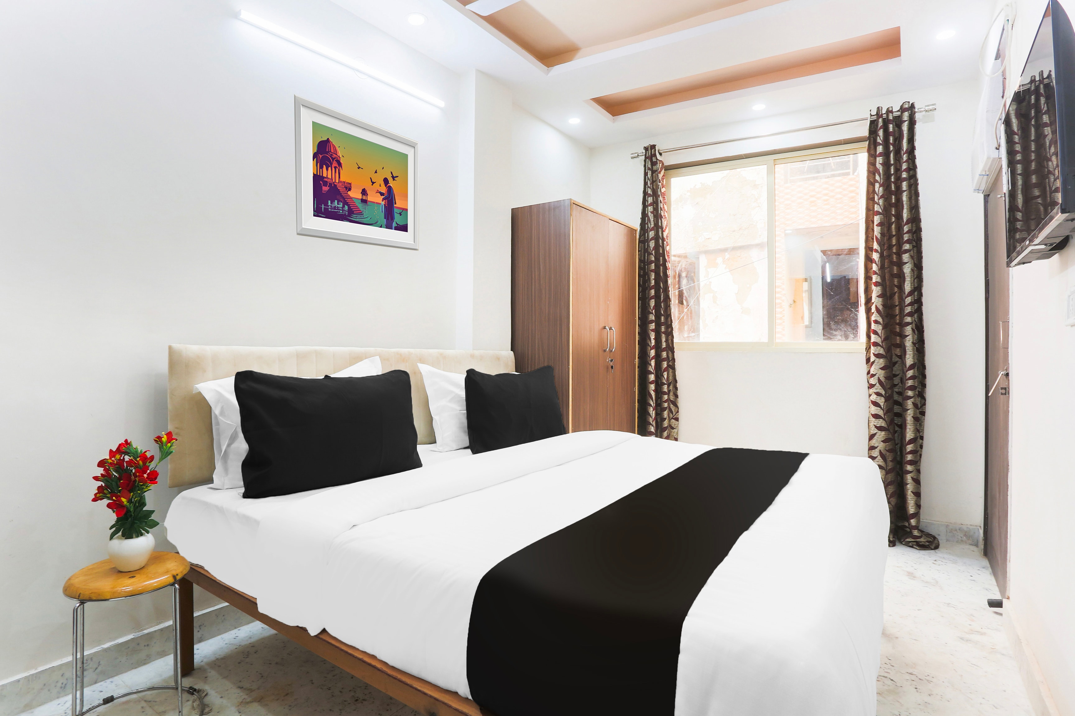 Hotel O Krishna Stay B&B, Flagship Delhi, Book @ ₹861 - OYO