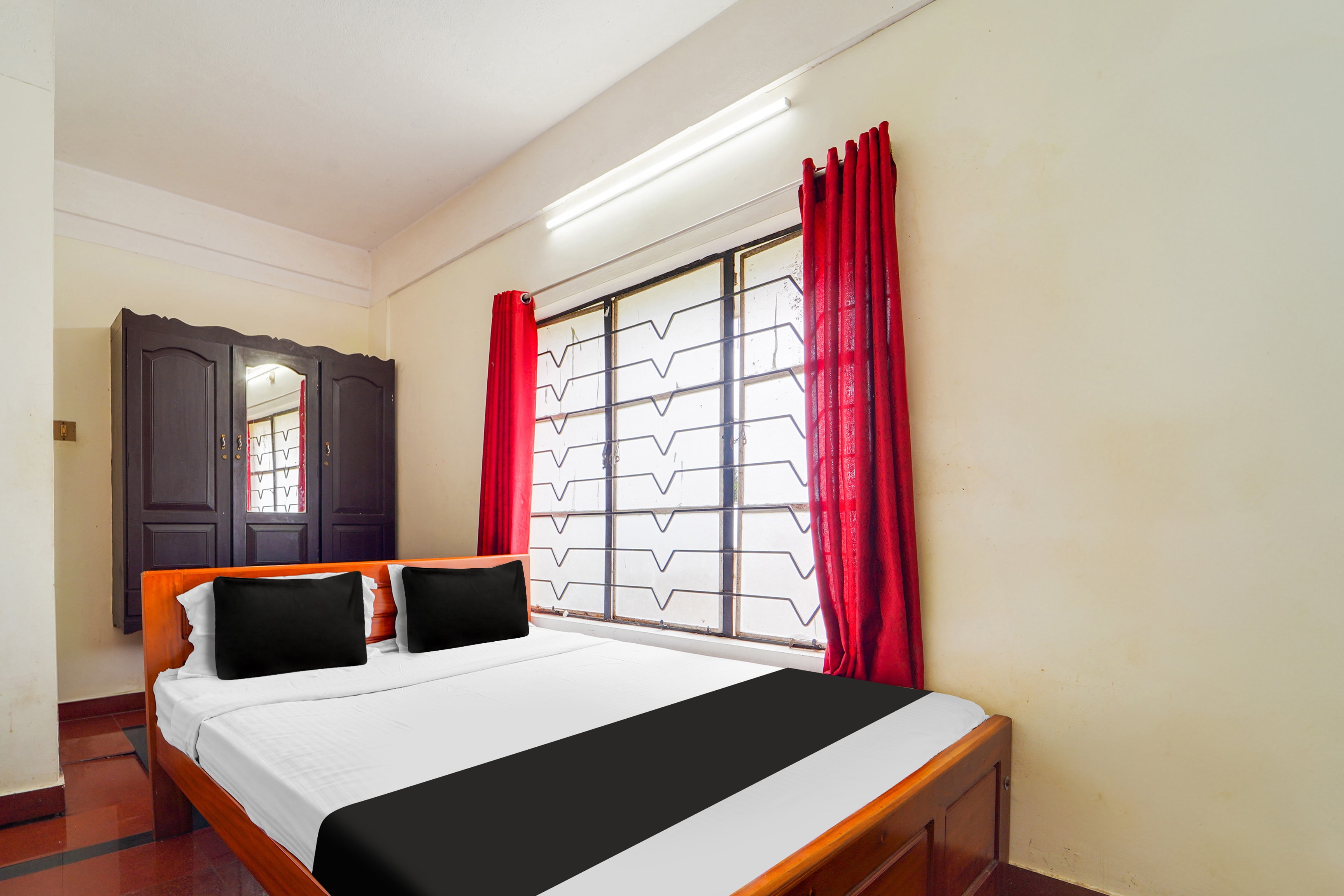 Hotel O Sai Tourist Home, Flagship Trivandrum, Book @ ₹852 - OYO