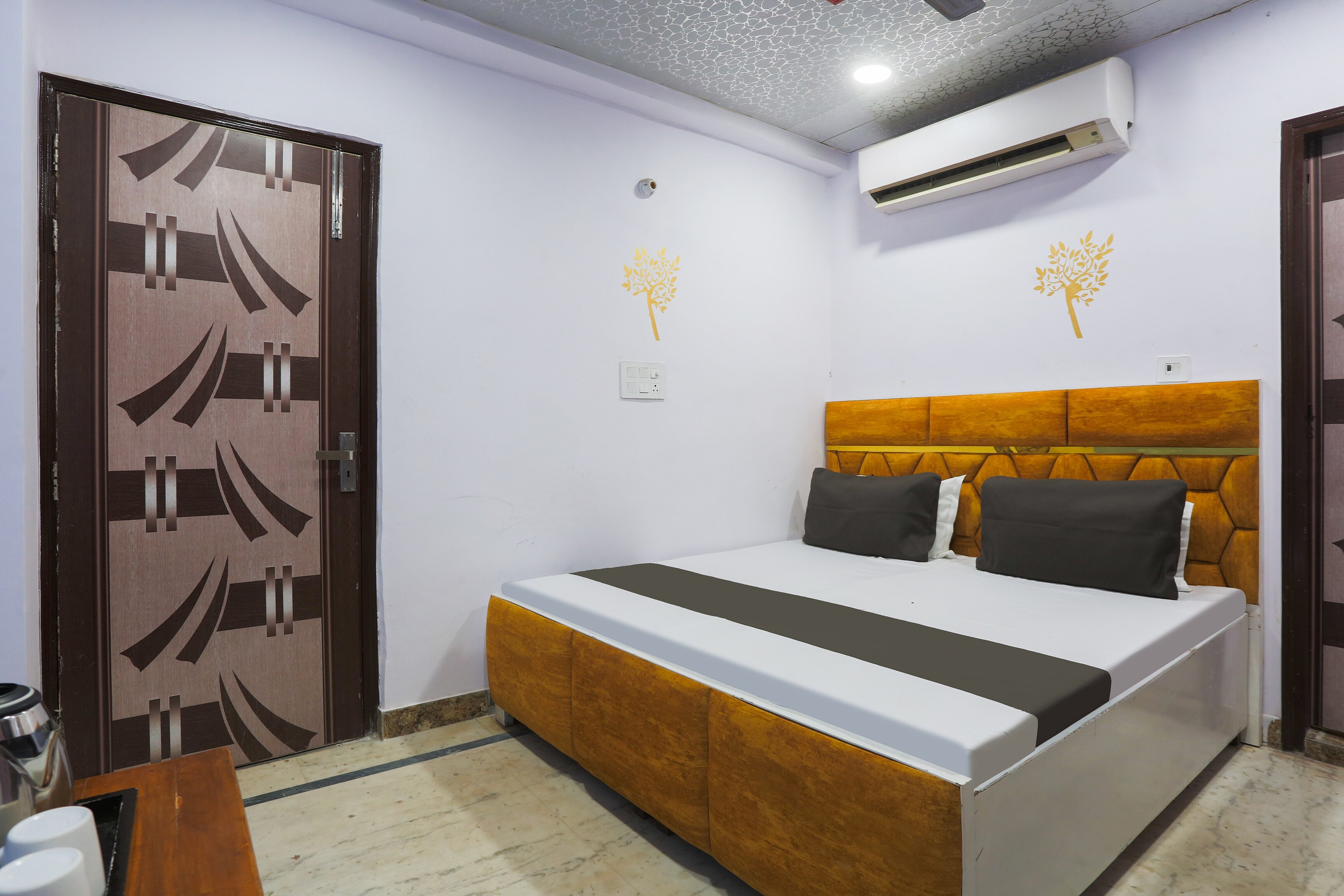 Hotel O MYKONOS GUEST HOUSE, Flagship Delhi, Book @ ₹708 - OYO