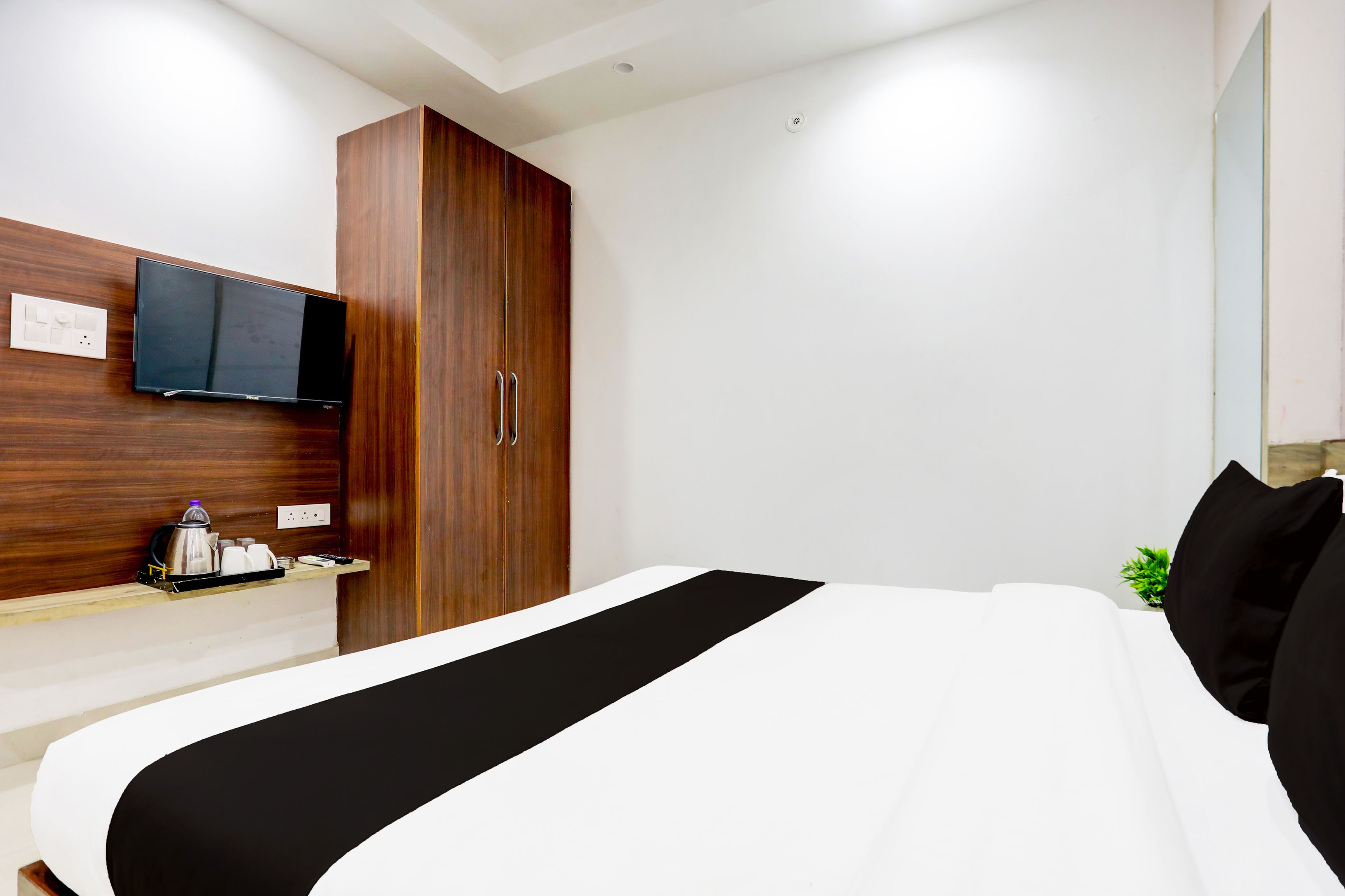 Hotel O by OYO Neu-Nest, Flagship Rishikesh, Book @ ₹1296 - OYO