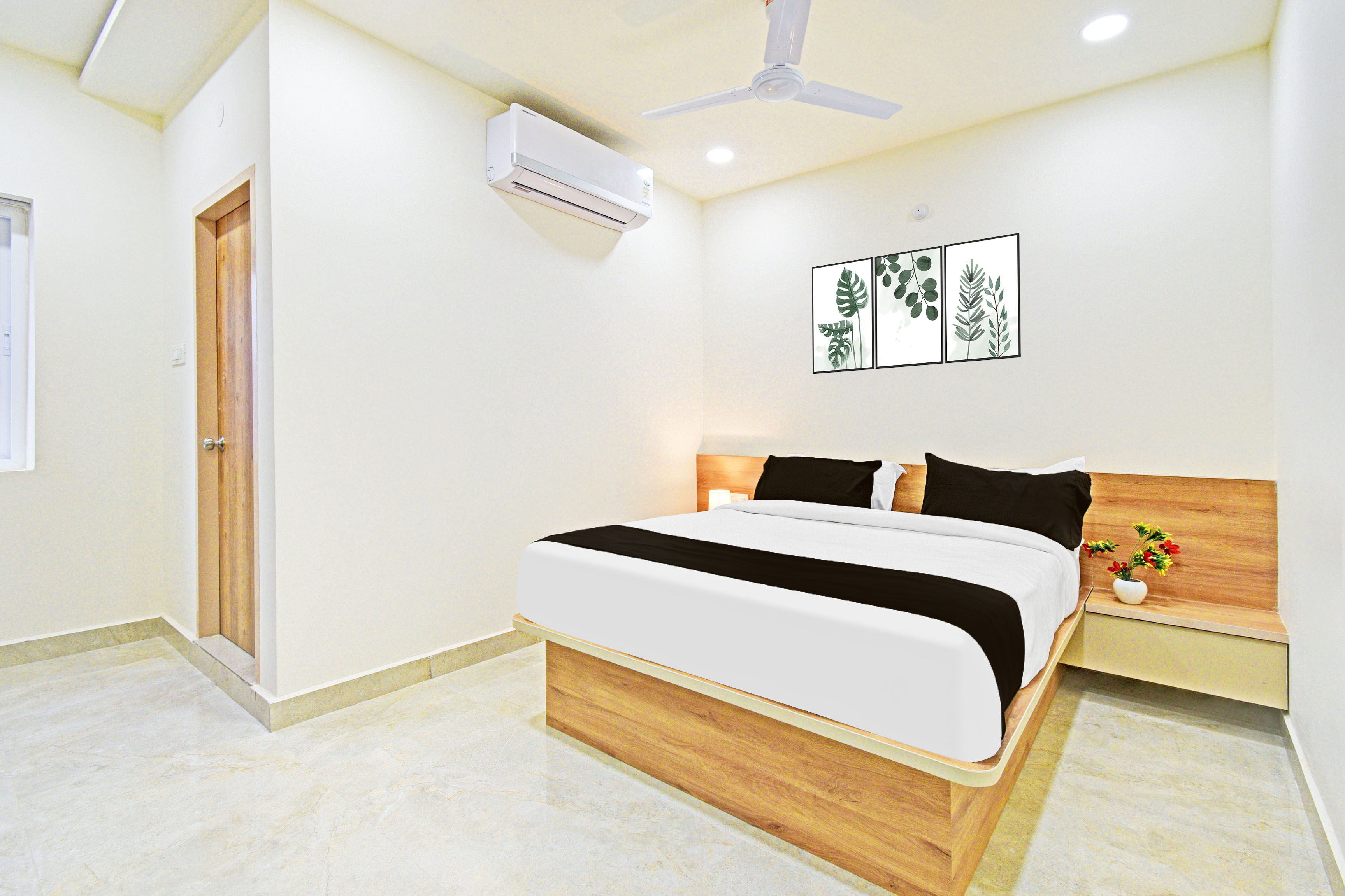 Super Townhouse Oak Kompally, Townhouse Oak Hyderabad, Book @ ₹1484 - OYO