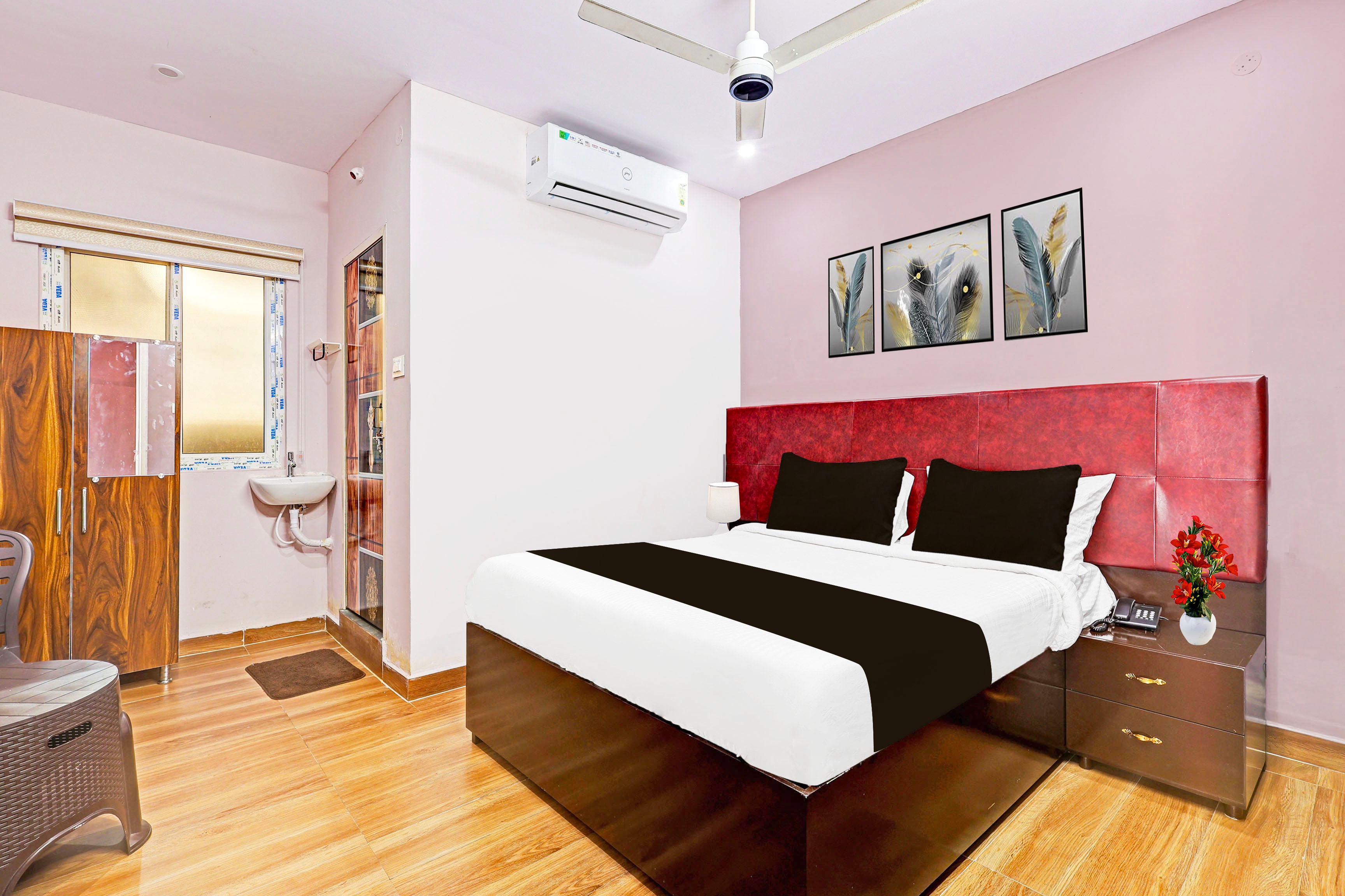Hotels Near Gunadala, Vijayawada from ₹467