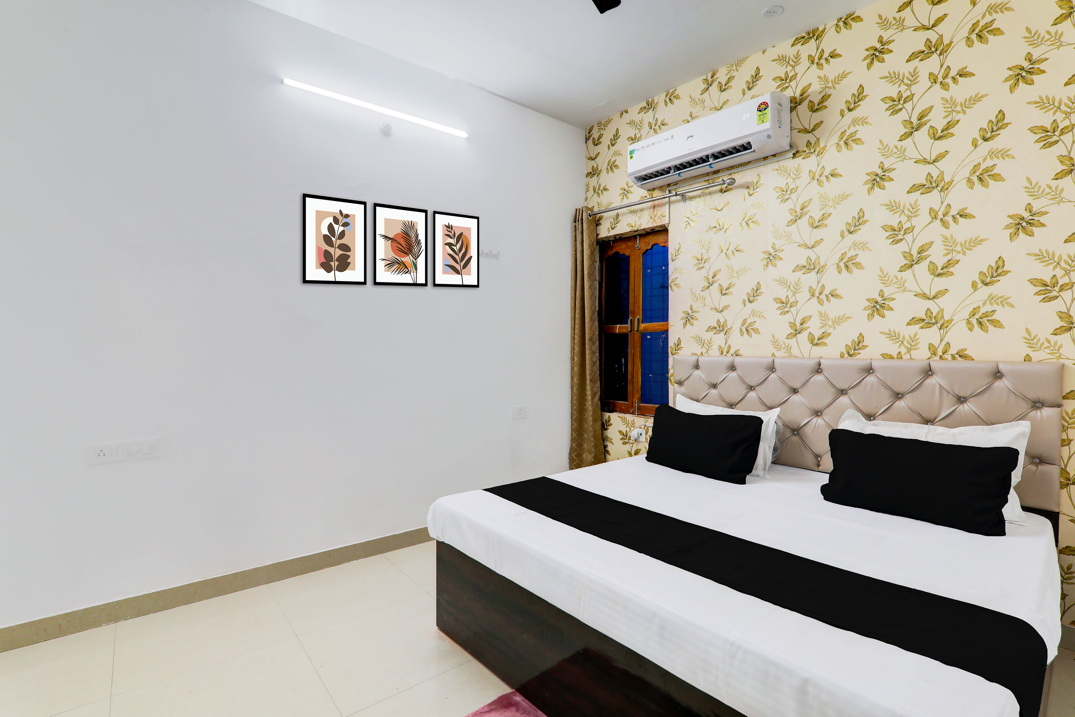 SPOT ON THE RUSTIC INN GUEST HOUSE, SPOT ON Varanasi, Book @ ₹706 - OYO