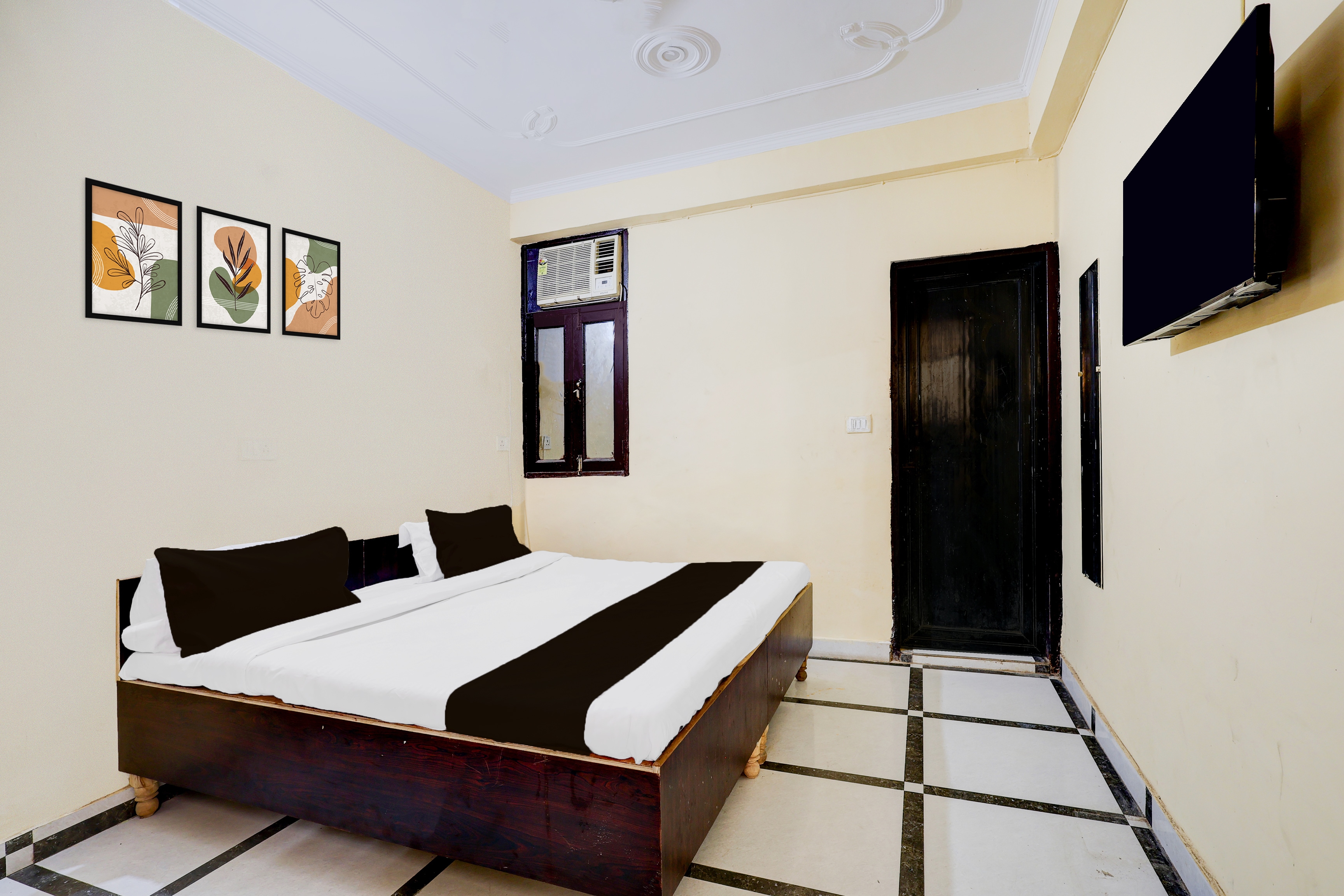 Hotel O Sparsh Home , Flagship Gurgaon, Book @ ₹1136 - OYO