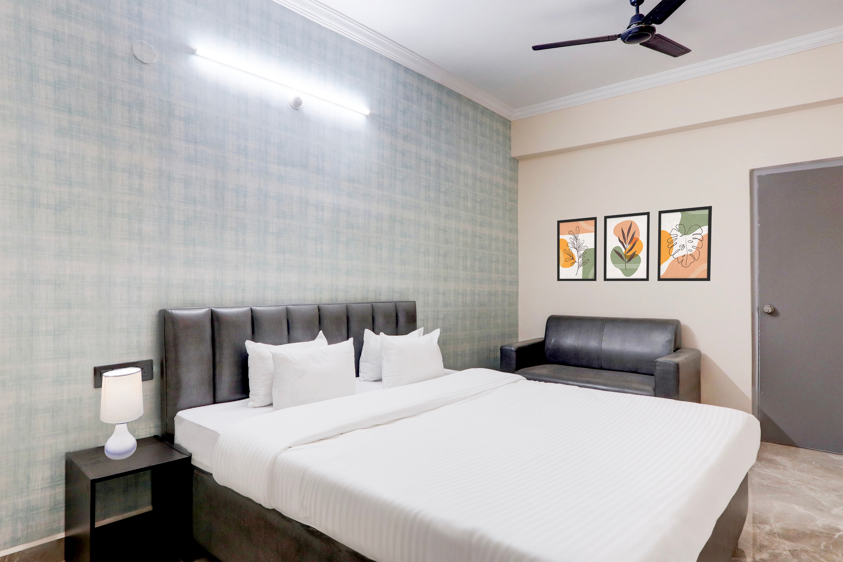 Palette Hotels in Secretariat Road, Hyderabad Starting @ ₹933 - Upto 73 ...