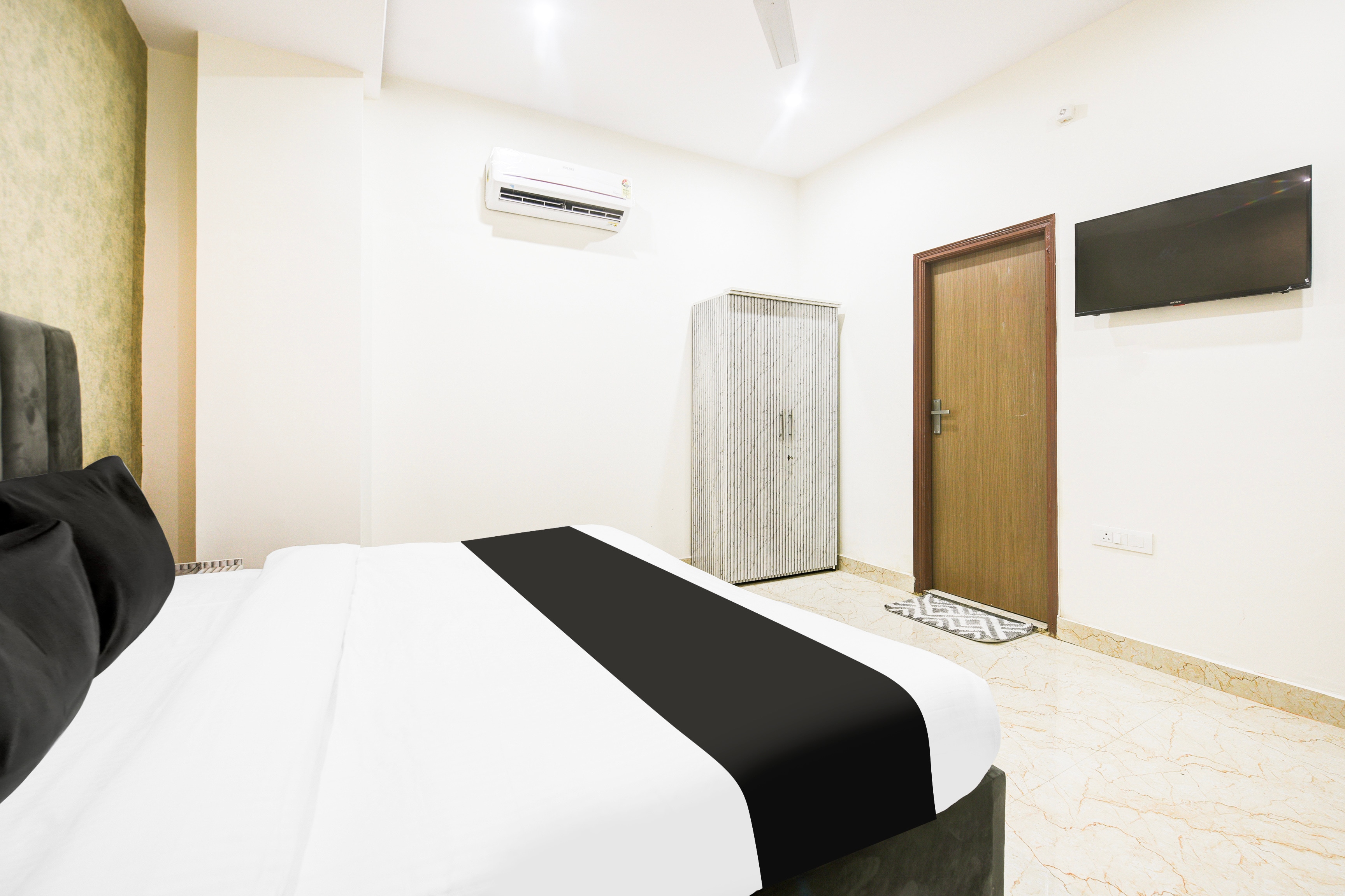 Hotel O Kavya Inn, Flagship Faridabad, Book @ ₹1441 - OYO