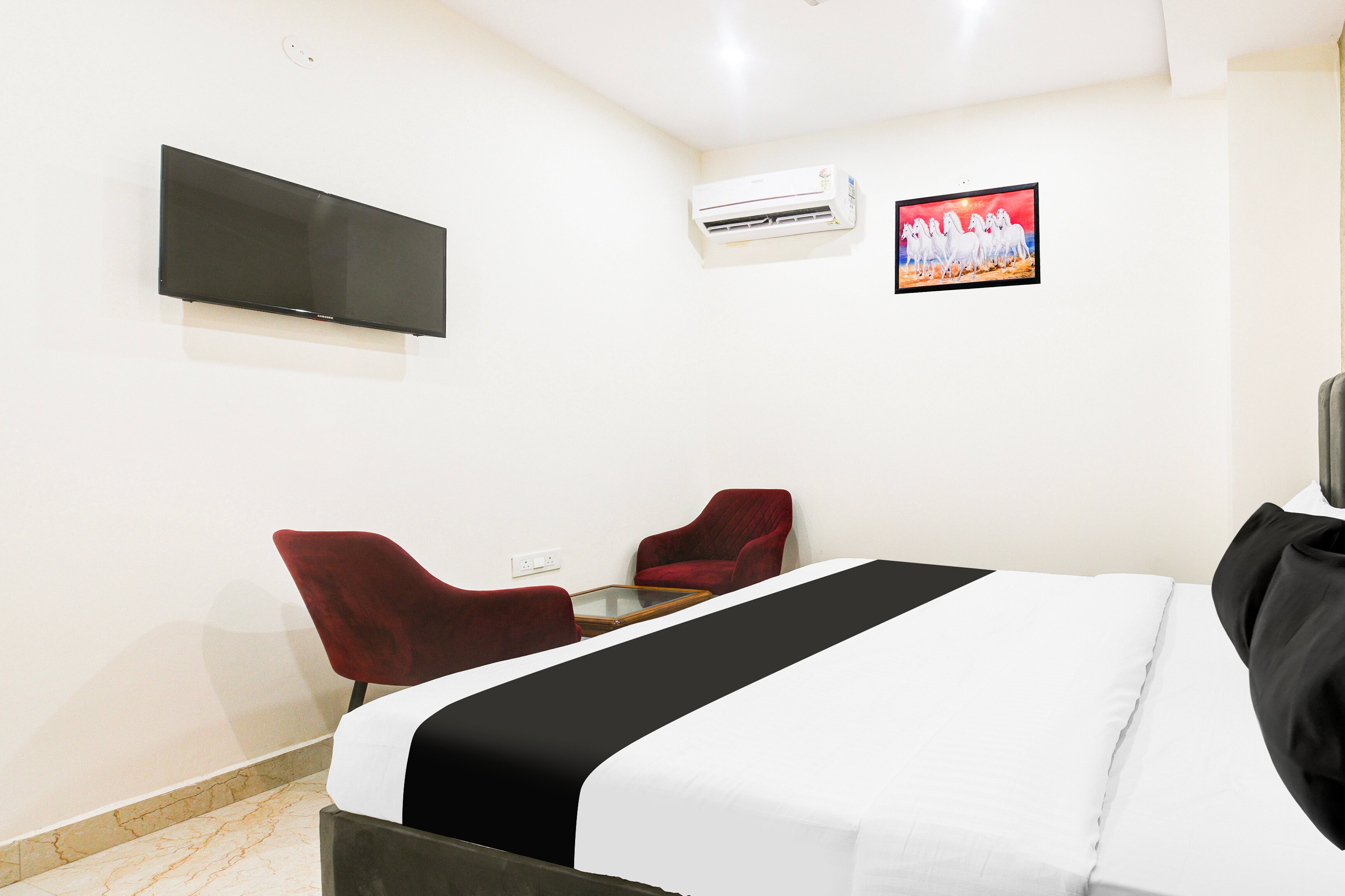 Hotel O Aroma Inn, Flagship Faridabad, Book @ ₹691 - OYO