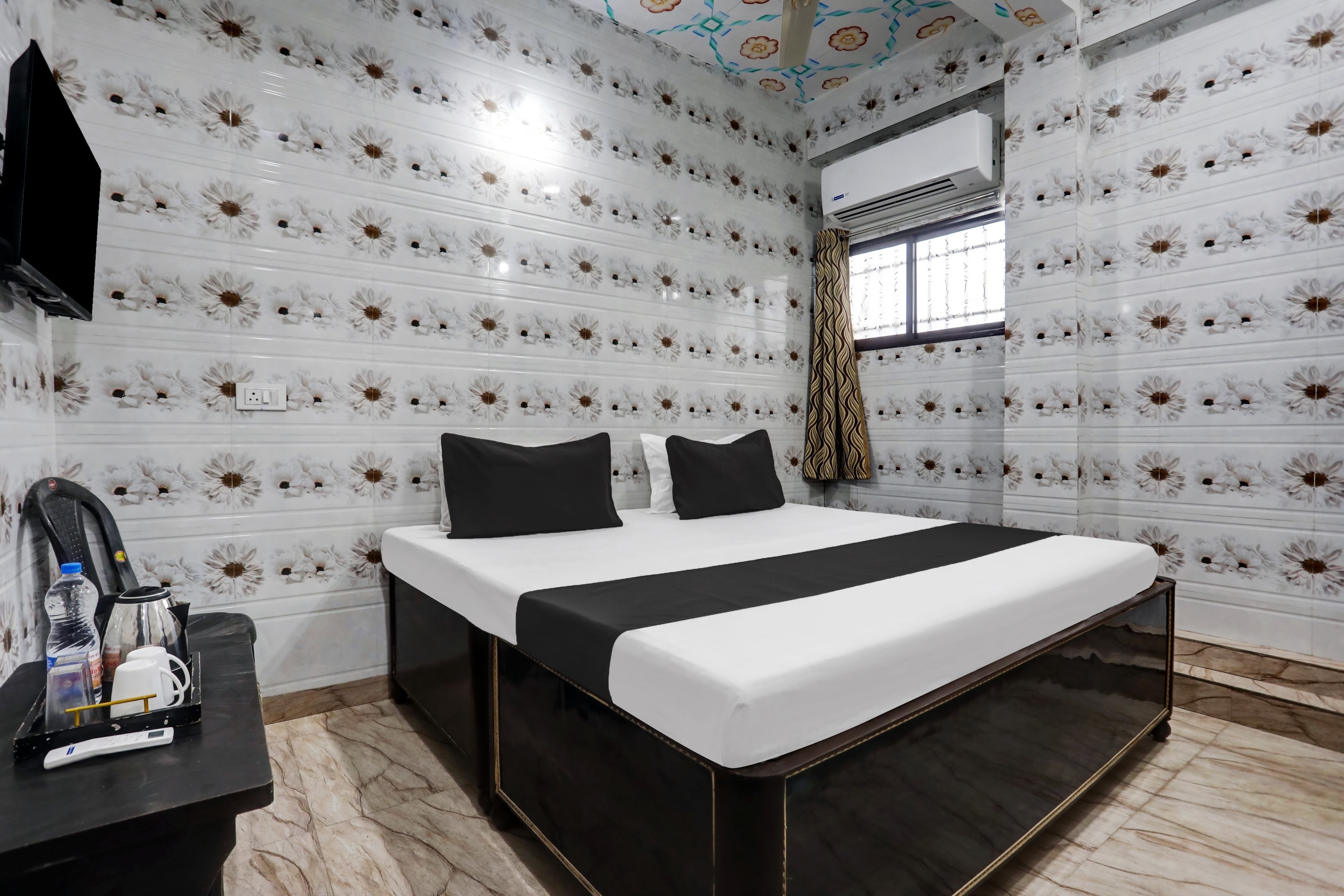 Hotel O Kailash Mansarovar, Flagship Jamshedpur, Book @ ₹775 - OYO