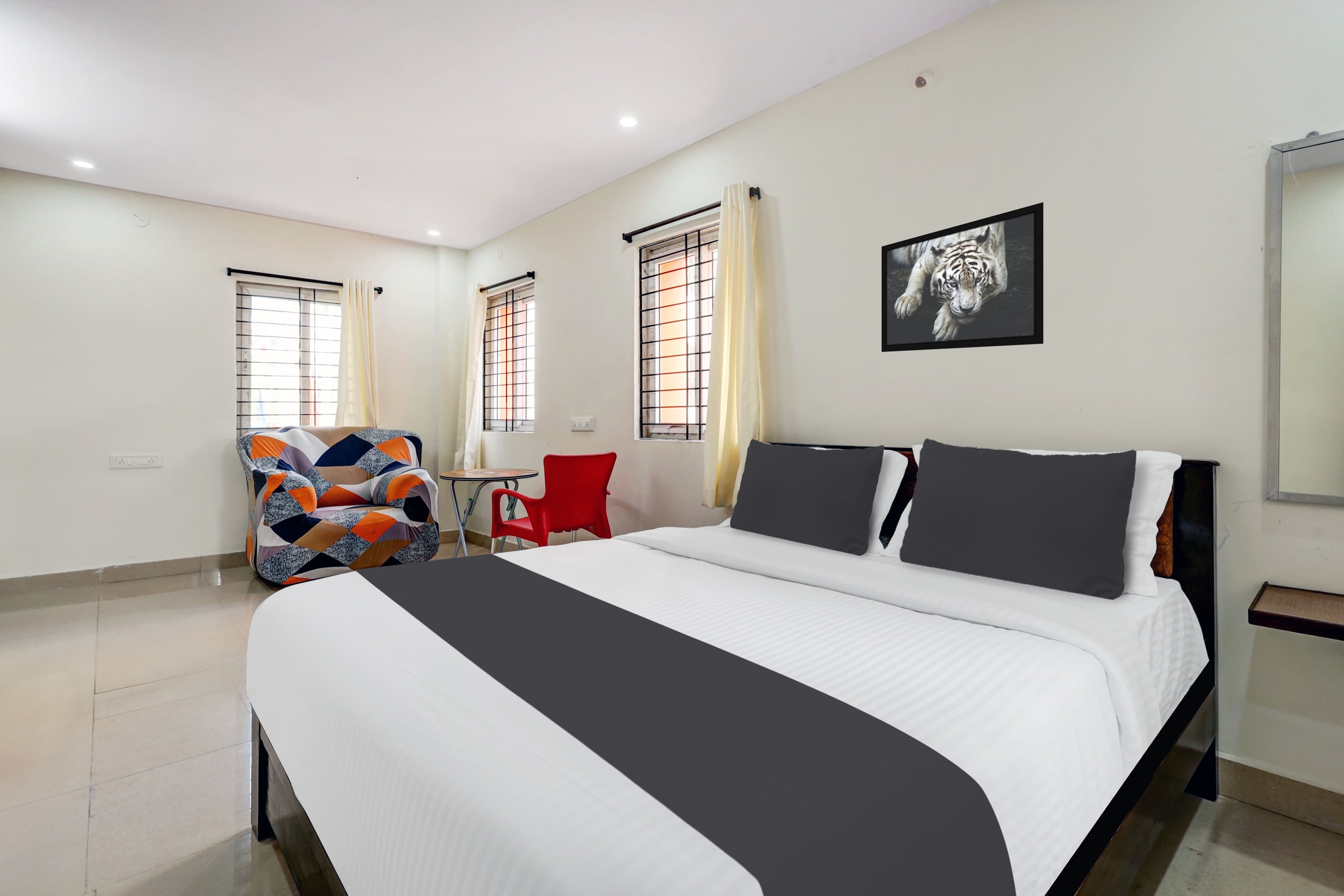 Hotel O VIZAG'S DESTINY INN, Flagship Visakhapatnam, Book @ ₹1006 - OYO