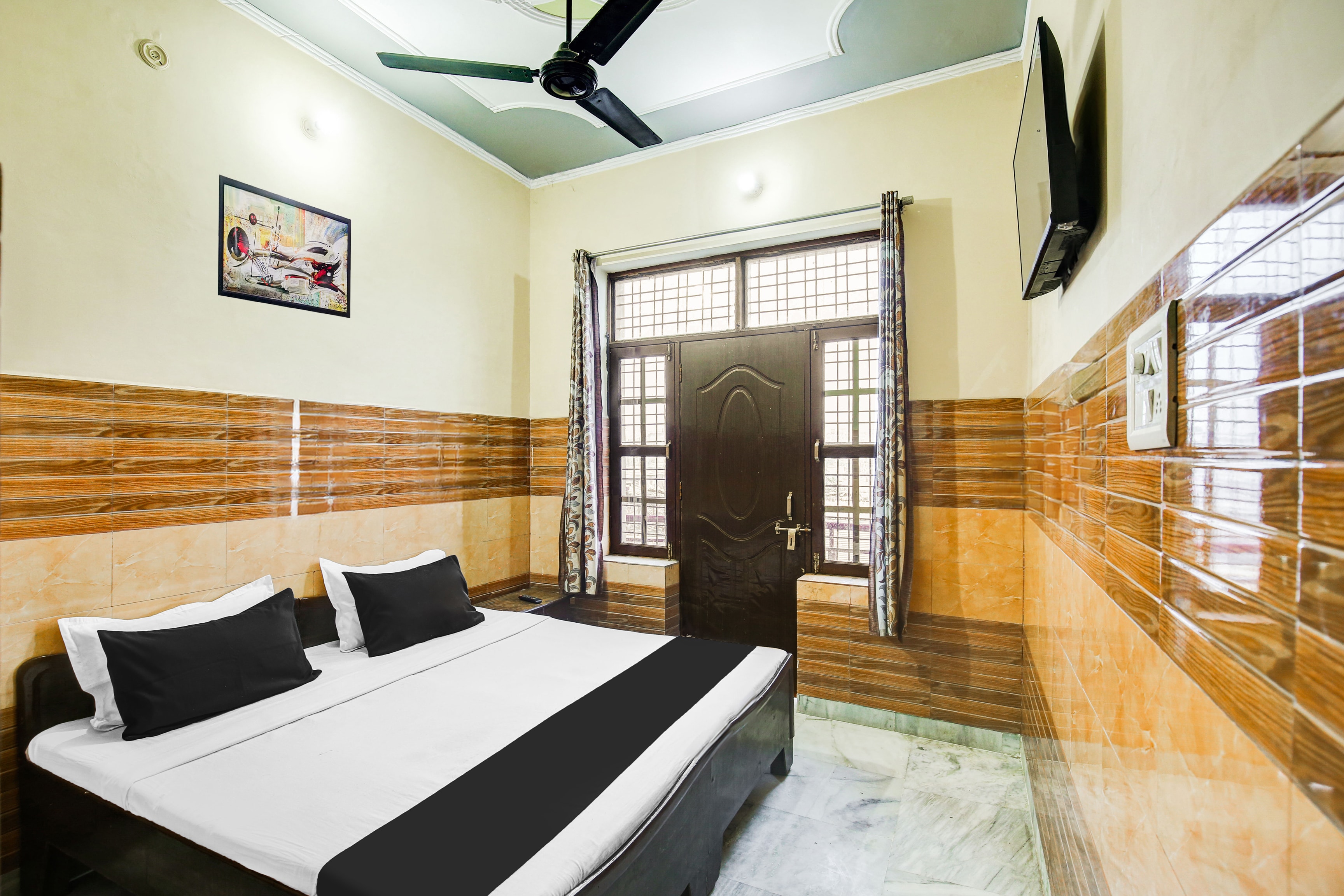 Hotel O Sakoon , Flagship Roorkee, Book @ ₹742 - OYO