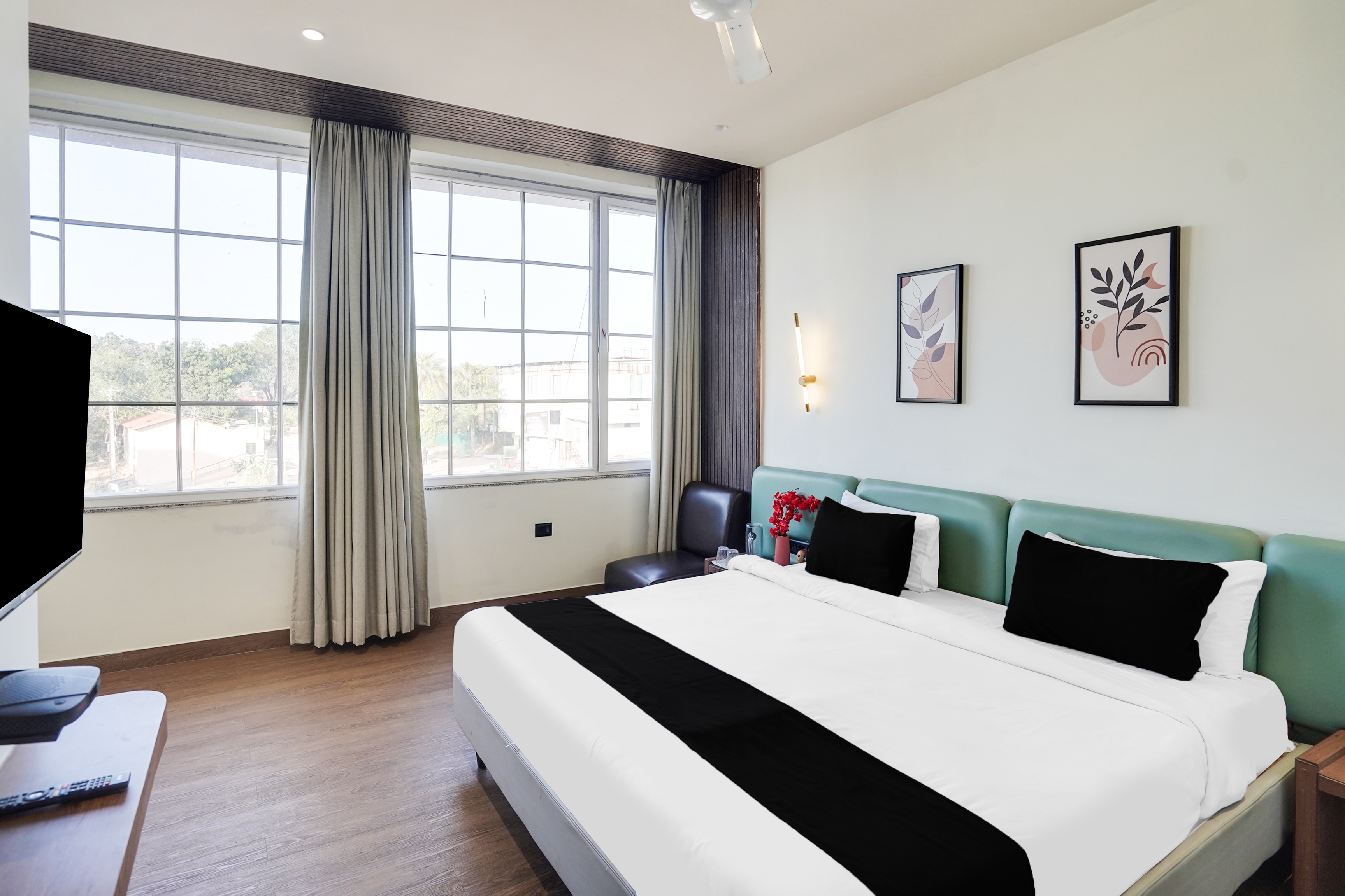 Hotels in Madhya Pradesh State Highway 19a, Pachmarhi Starting @ ₹1868 ...