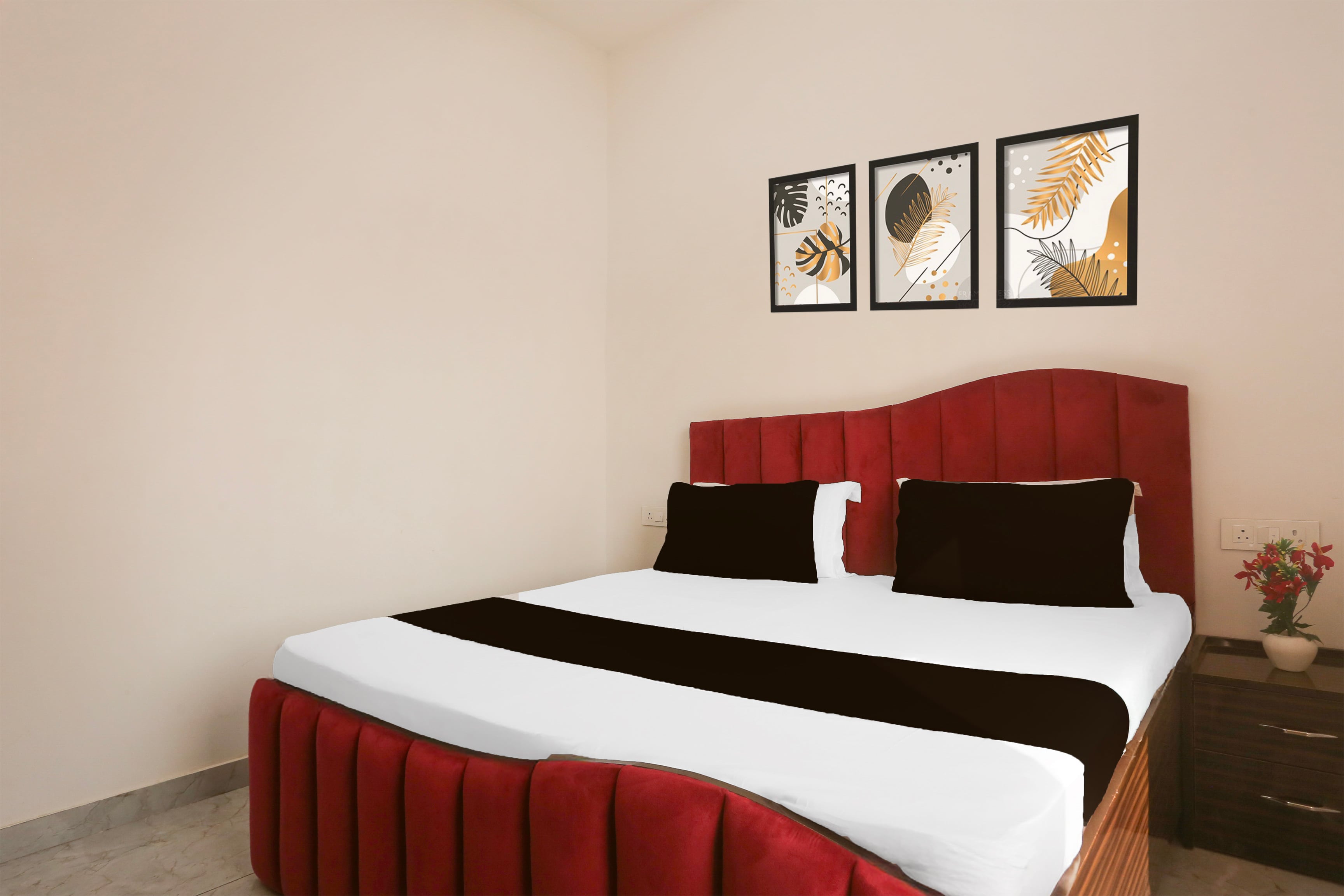 Hotel O TAJ HOTEL FAMILY RESTRURENT, Flagship Baheri, Book @ ₹1128 - OYO