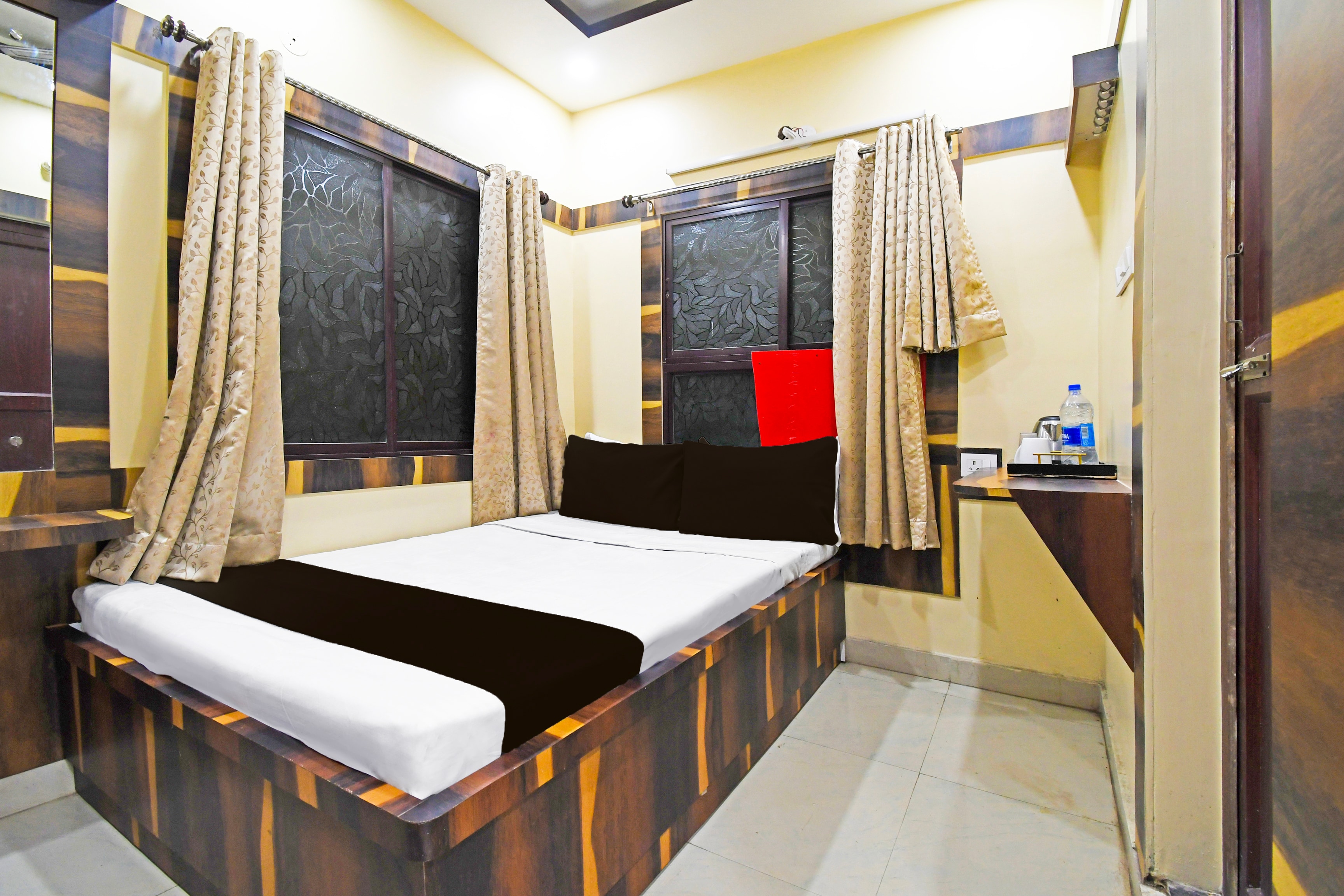 Hotel O Atithi Restro And Cafe, Flagship Dhanbad, Book @ ₹898 - OYO