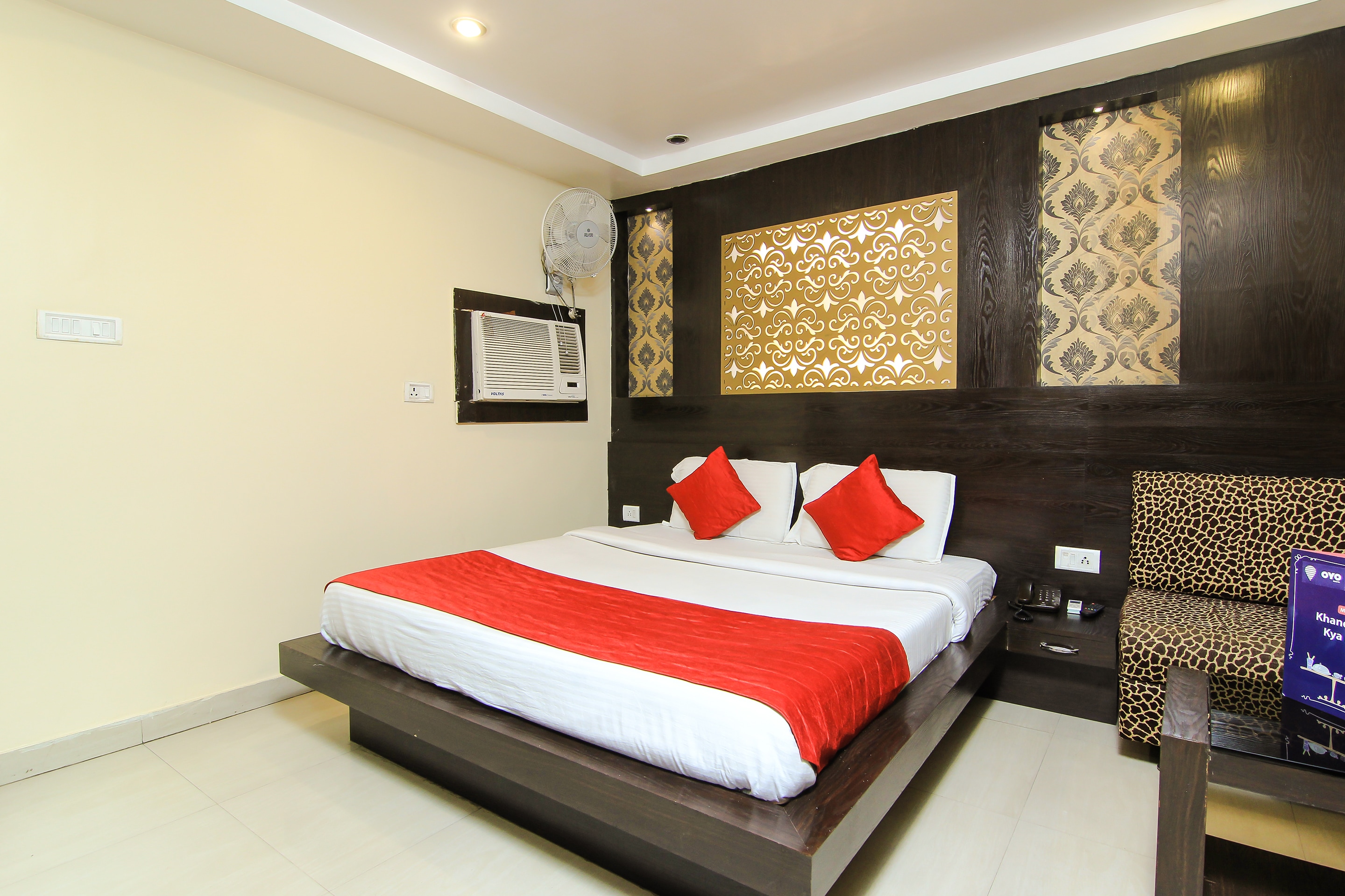 OYO Hotel Yash Near Sahara Ganj Mall, OYO Rooms Lucknow, Book @ ₹1026 - OYO
