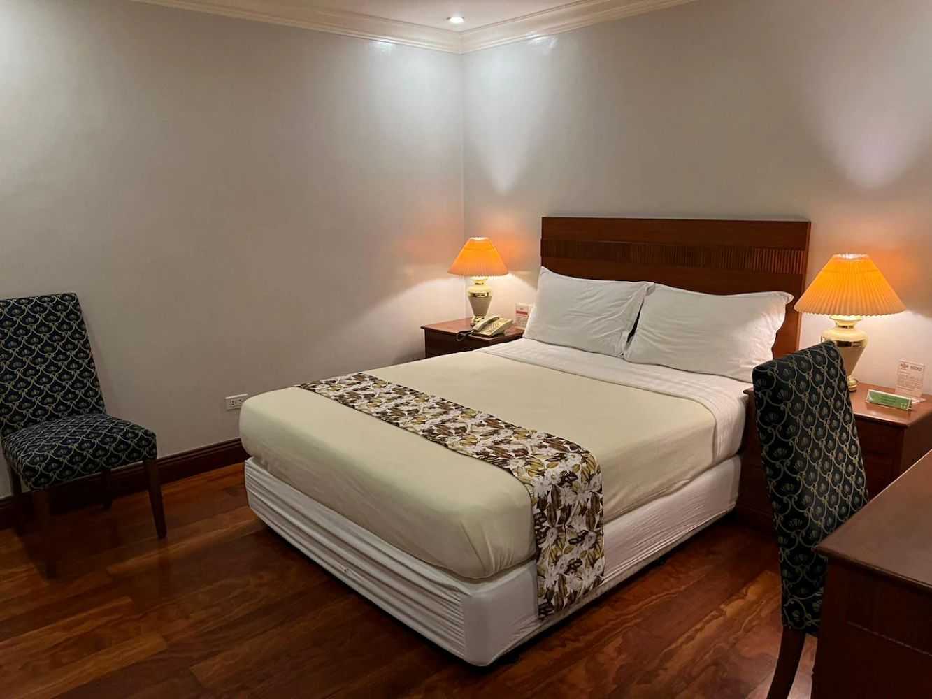 VIP Hostel, Near PNR Pasay Evangelista, Makati Manila, OYO Hotels ...