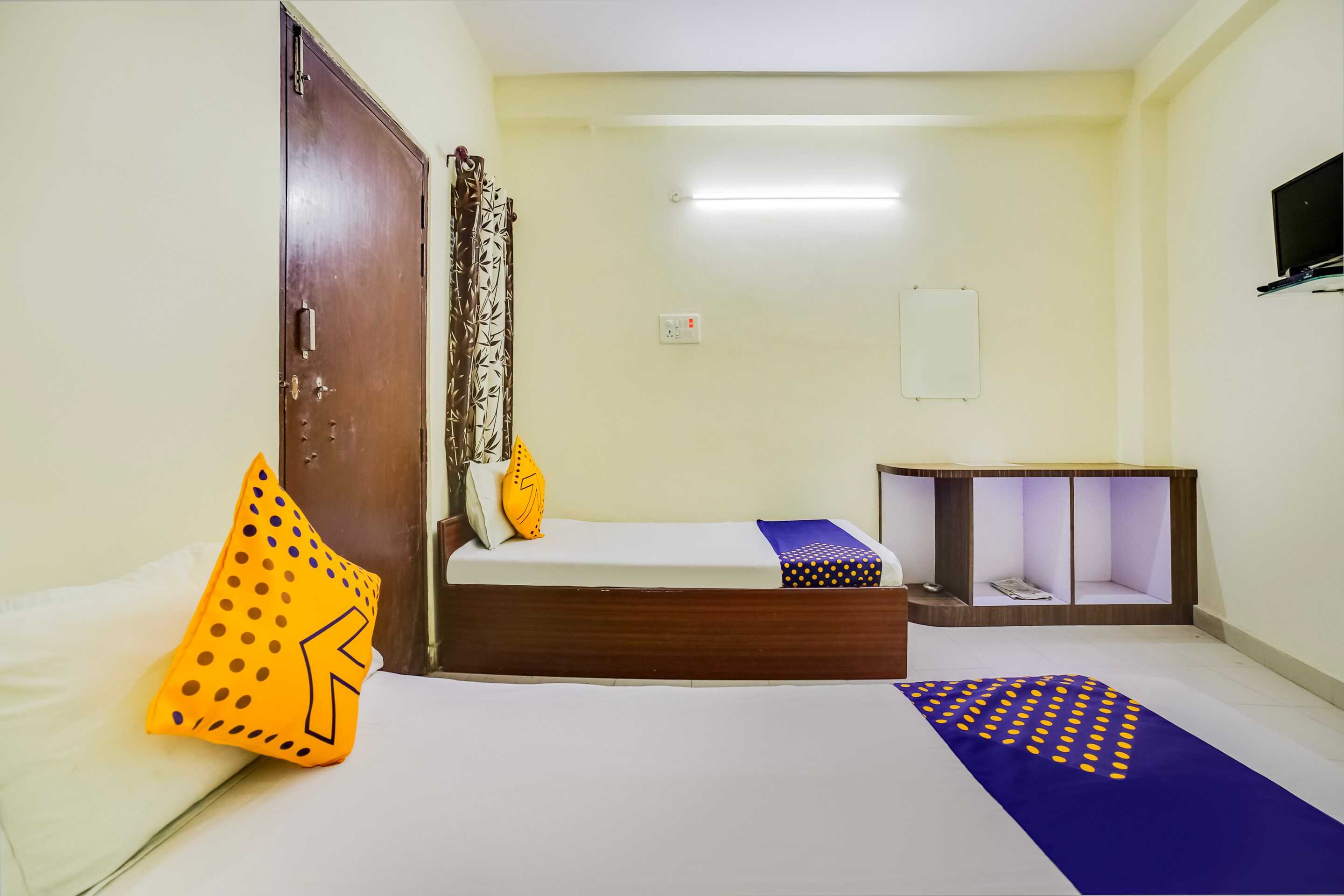 SPOT ON Bharat Lodge, Listing Network Satna, Book @ ₹775 - OYO