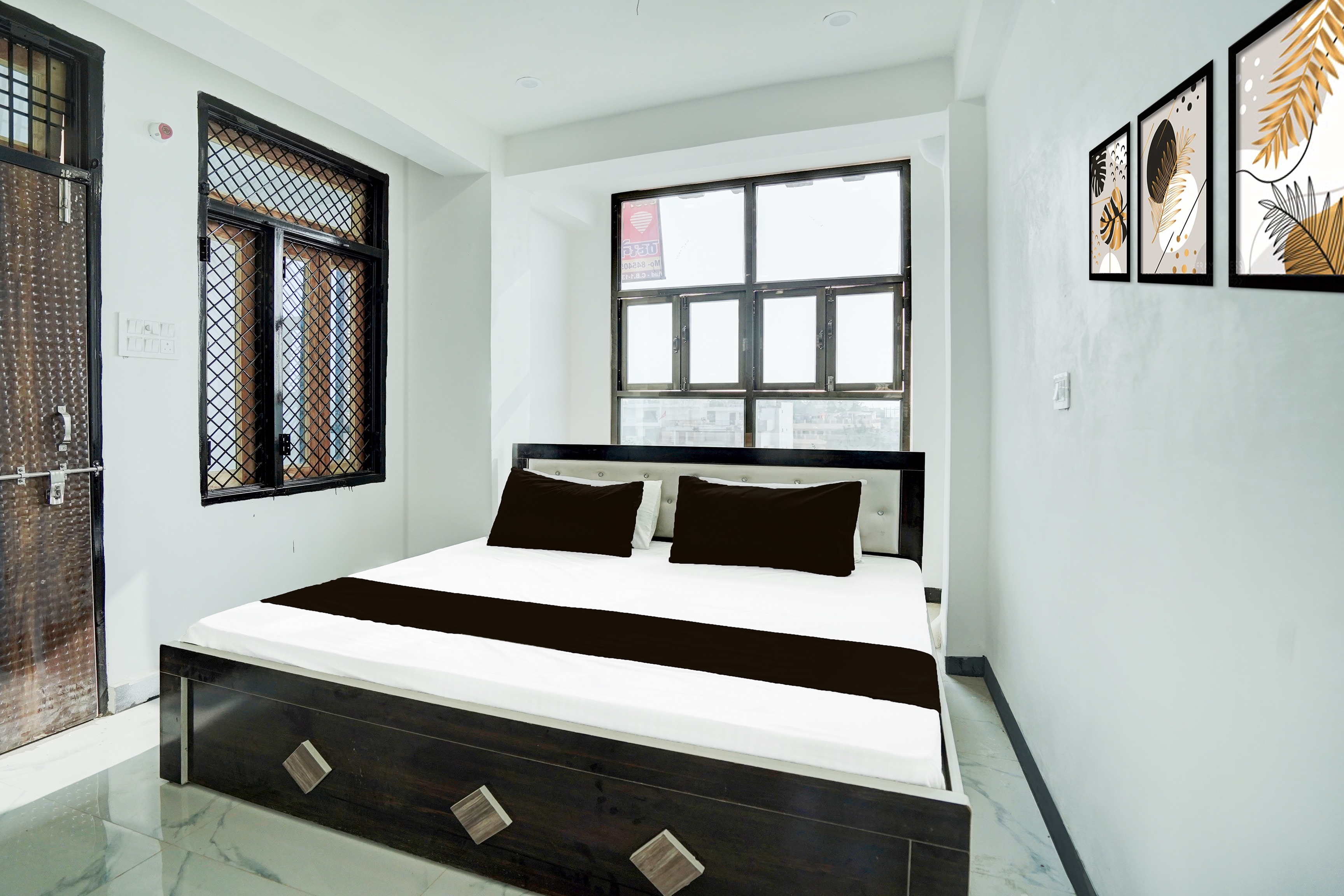 Hotel O S.S. Hotel and Restaurant, Flagship Prayagraj, Book @ ₹1059 - OYO