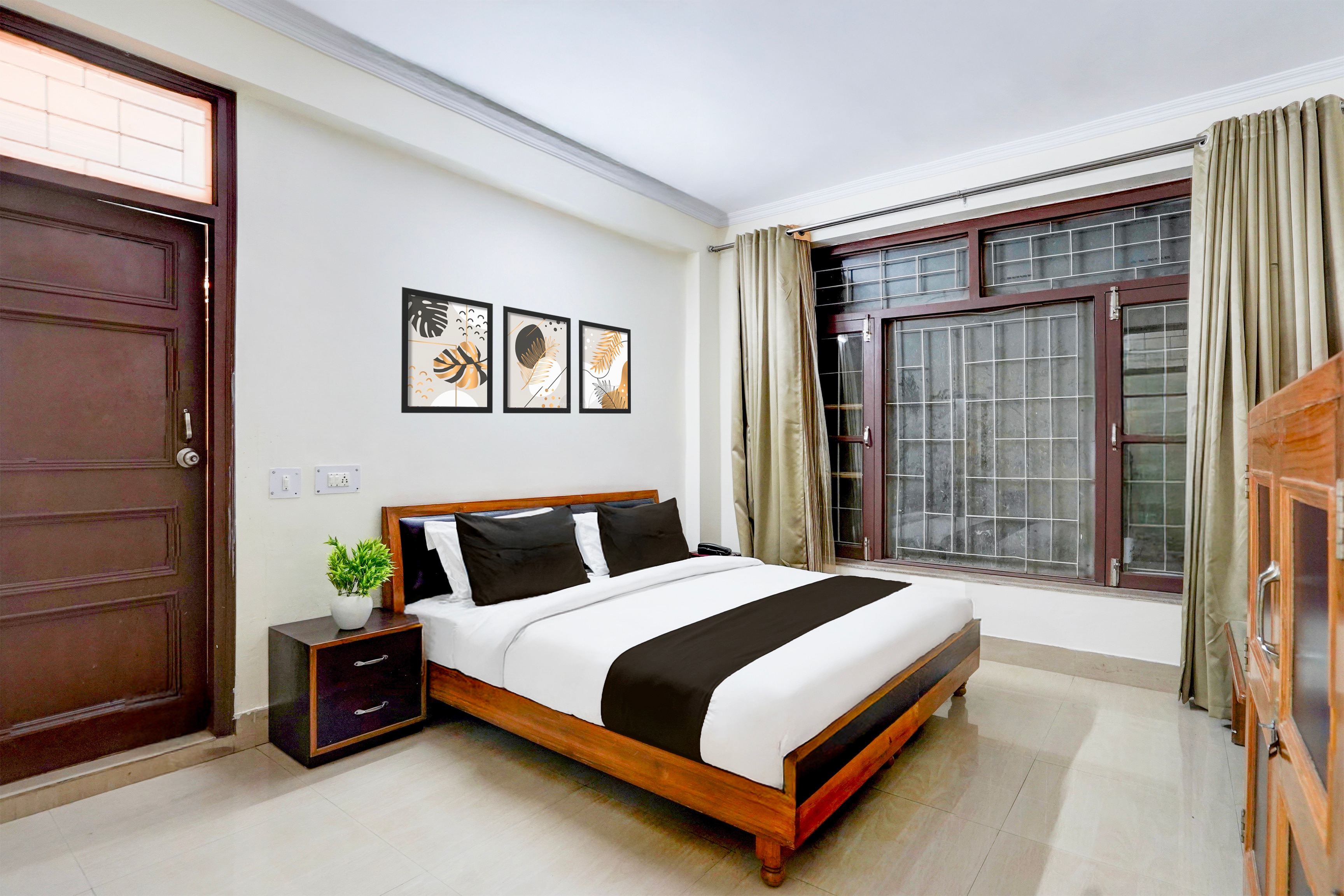 Townhouse Mall Road Near Library Chowk, Townhouse Mussoorie, Book ...