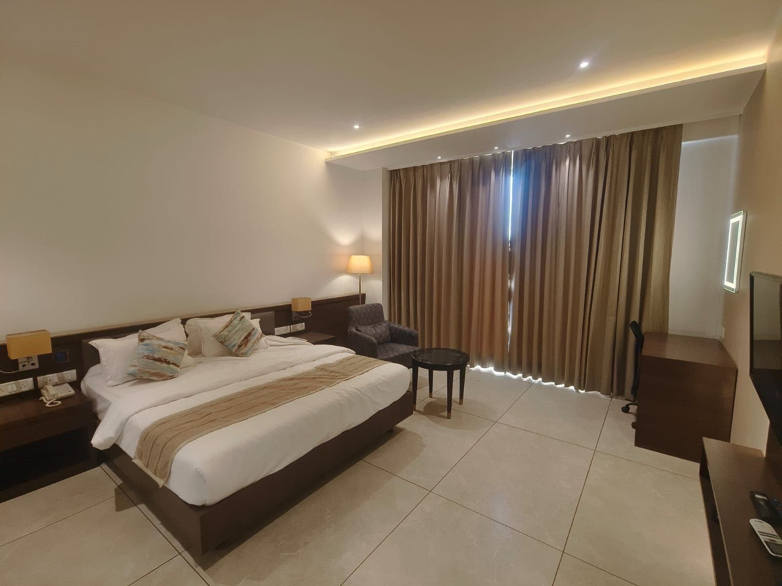 Hotel O SP Ring Road Ahmedabad formerly Hotel RK Palace, Flagship ...