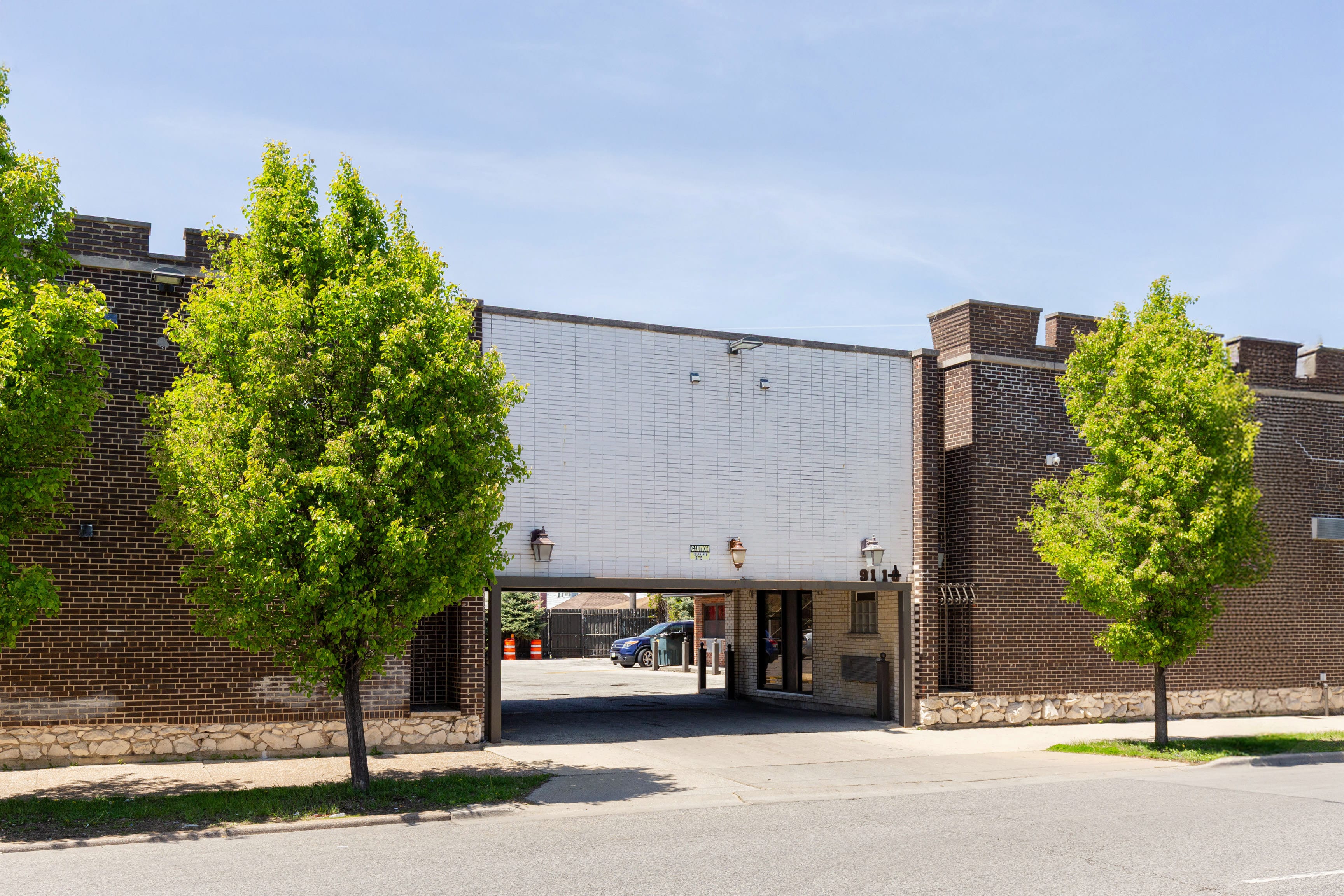 Admiral Motel By OYO Chicago I-94, OYO Hotels Chicago, Book @ $66 - OYO