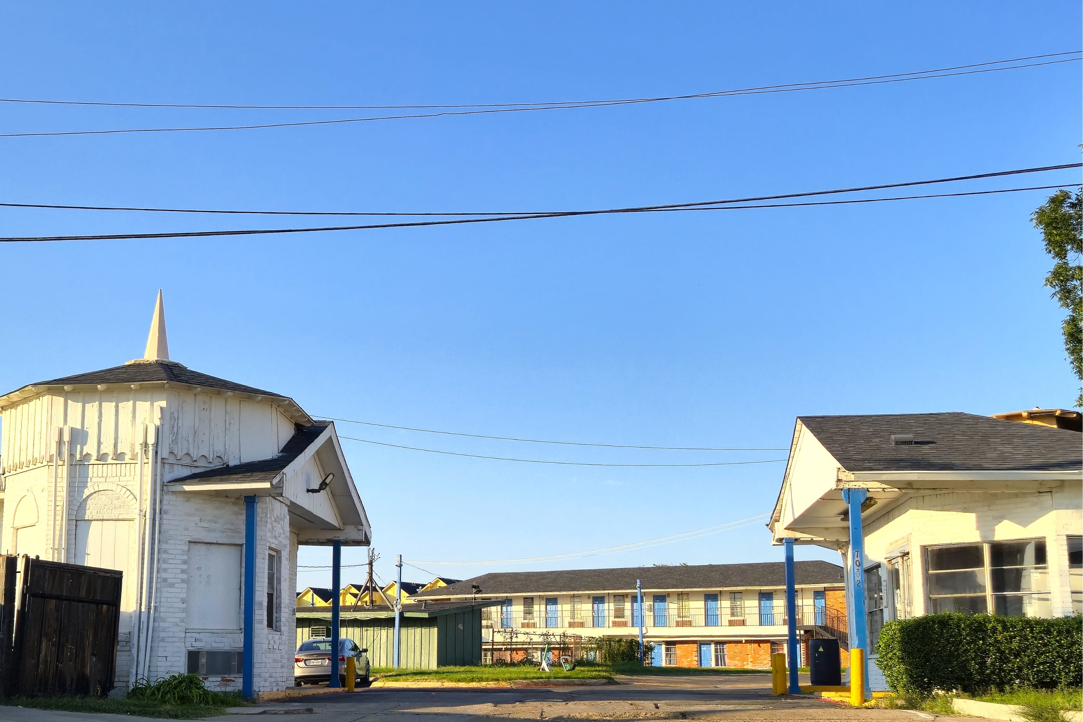 Cole Manor Motel By OYO Love Field Market Center, OYO Hotels Dallas ...