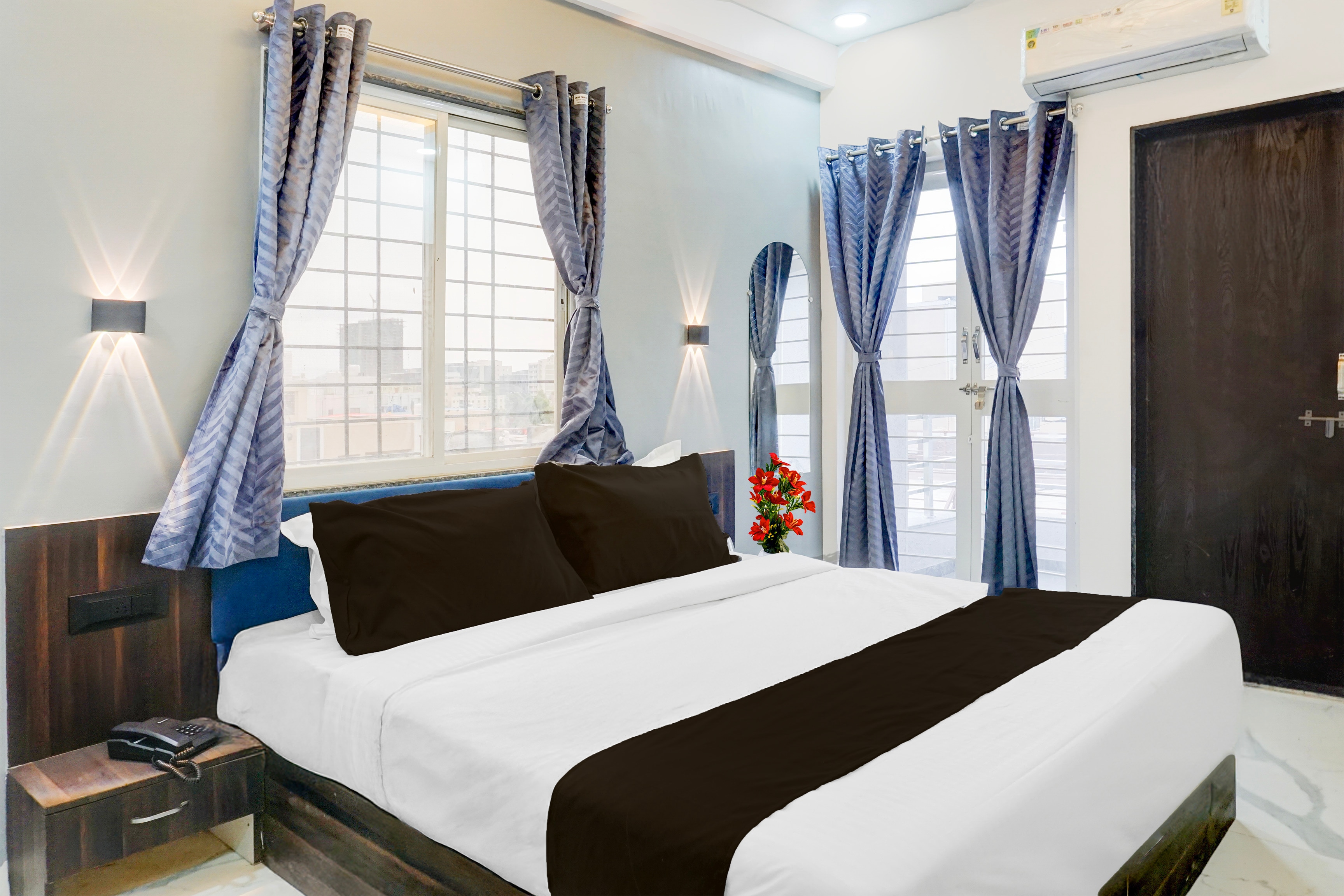 Townhouse Oak Hotels in Crystal County Resort, Lonavala Starting @ ₹885 - Upto 76% OFF on 7 ...
