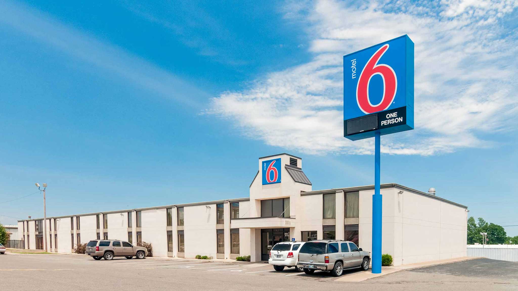 Motel6 Oklahoma City, OK - South, Motel 6 Oklahoma City OK, Book @ $56 ...
