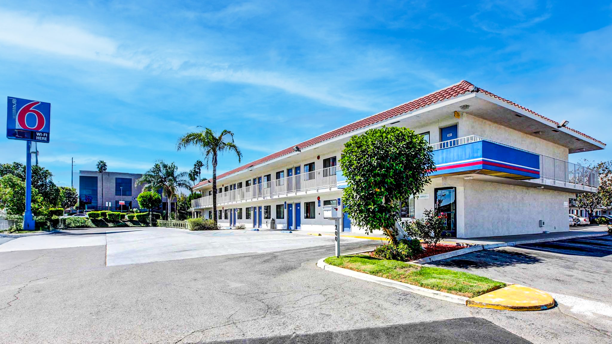 Motel 6 Corona, CA - Norco, Motel 6 Corona CA, Book @ $73 - OYO