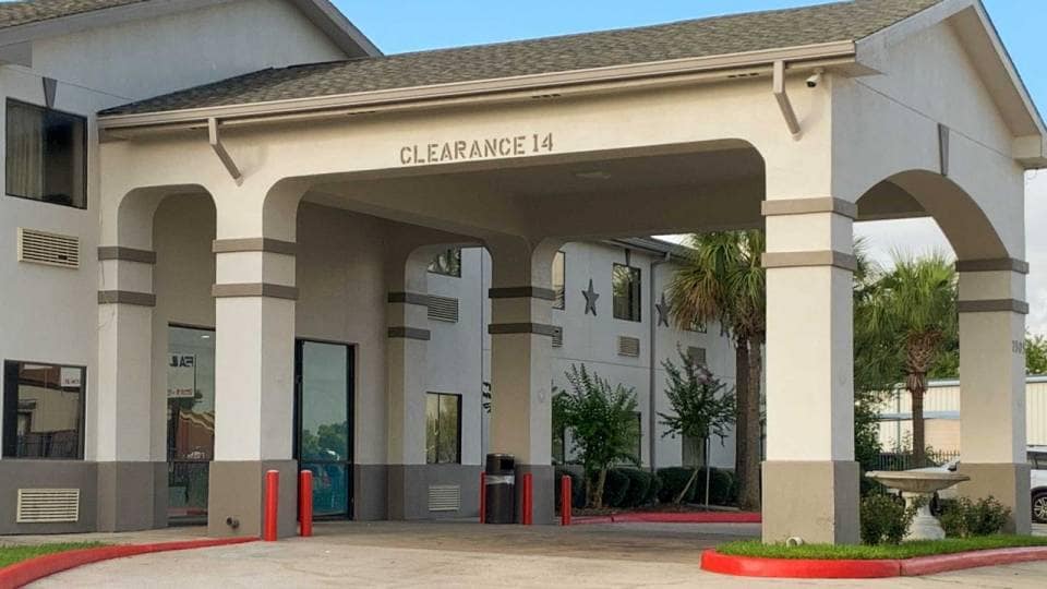 Motel 6 Houston, TX – Hwy 249 and Fallbrook, Motel 6 Houston, Book ...