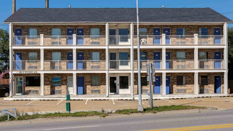 Motel 6 Hotels in Colby Starting @ $57 - Upto 38% OFF on 1 Colby Motel ...